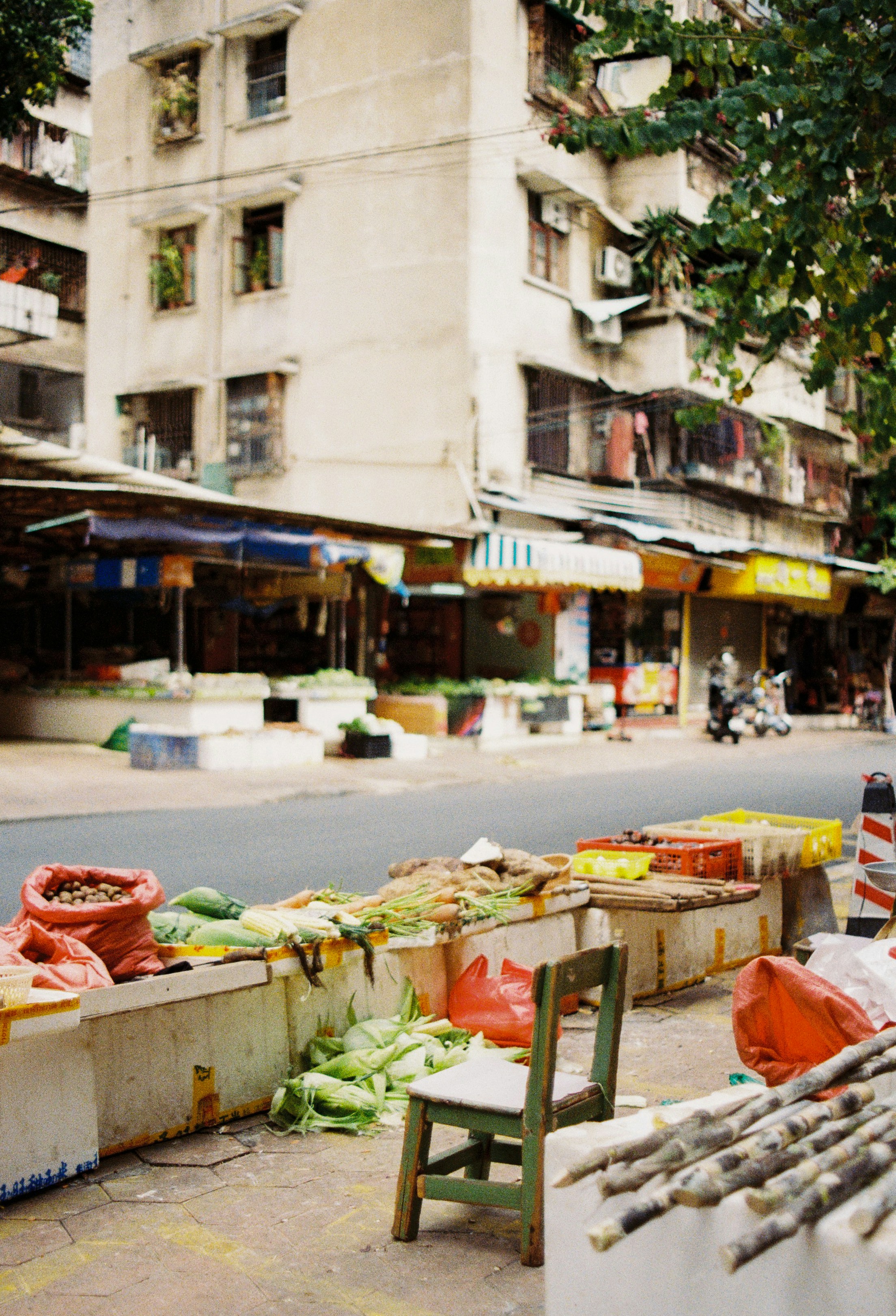 Market Stand Citizens of a Busy Urban Street