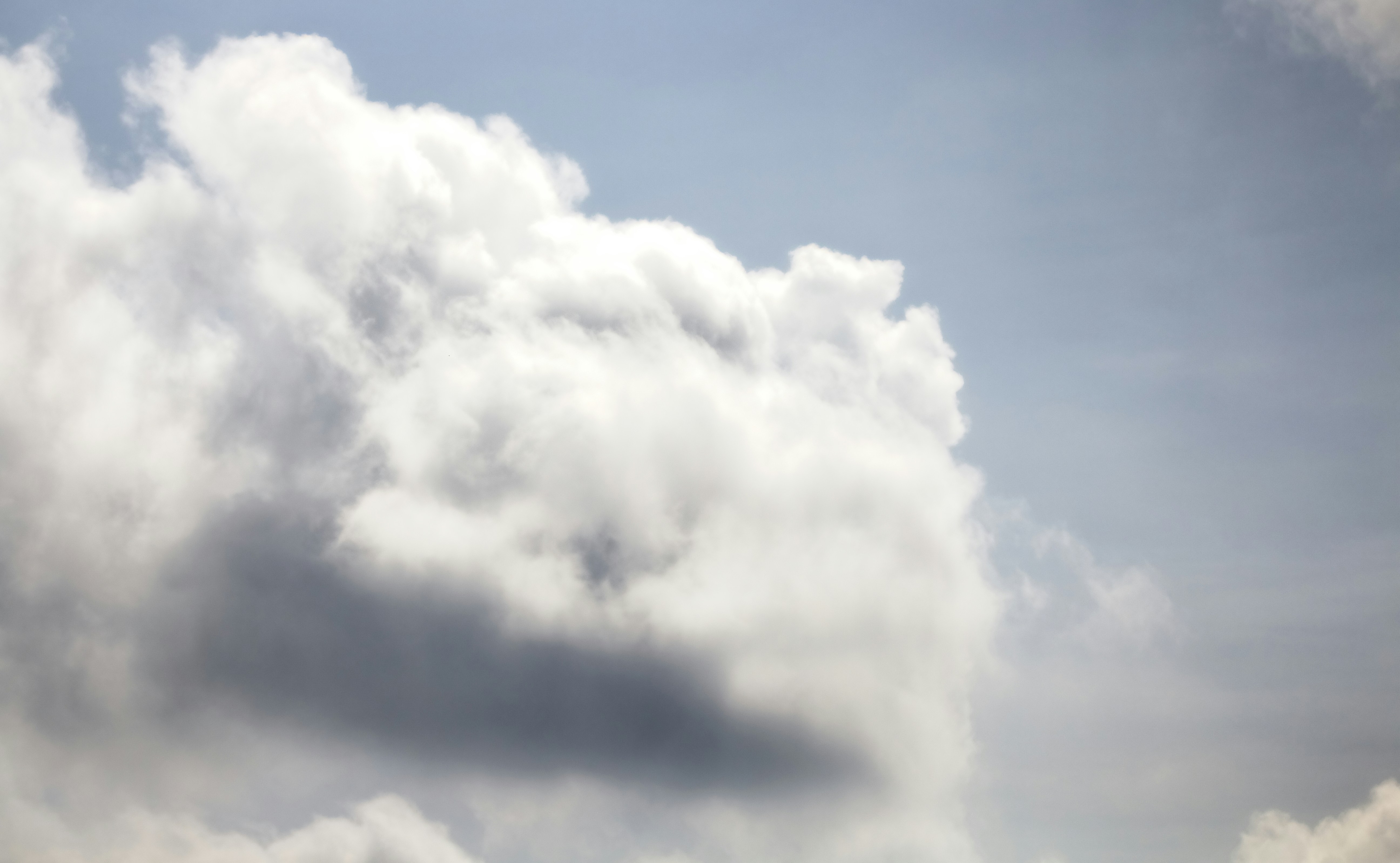 Cumulus Clouds vs. Stratus Clouds - What's the Difference? | This vs. That