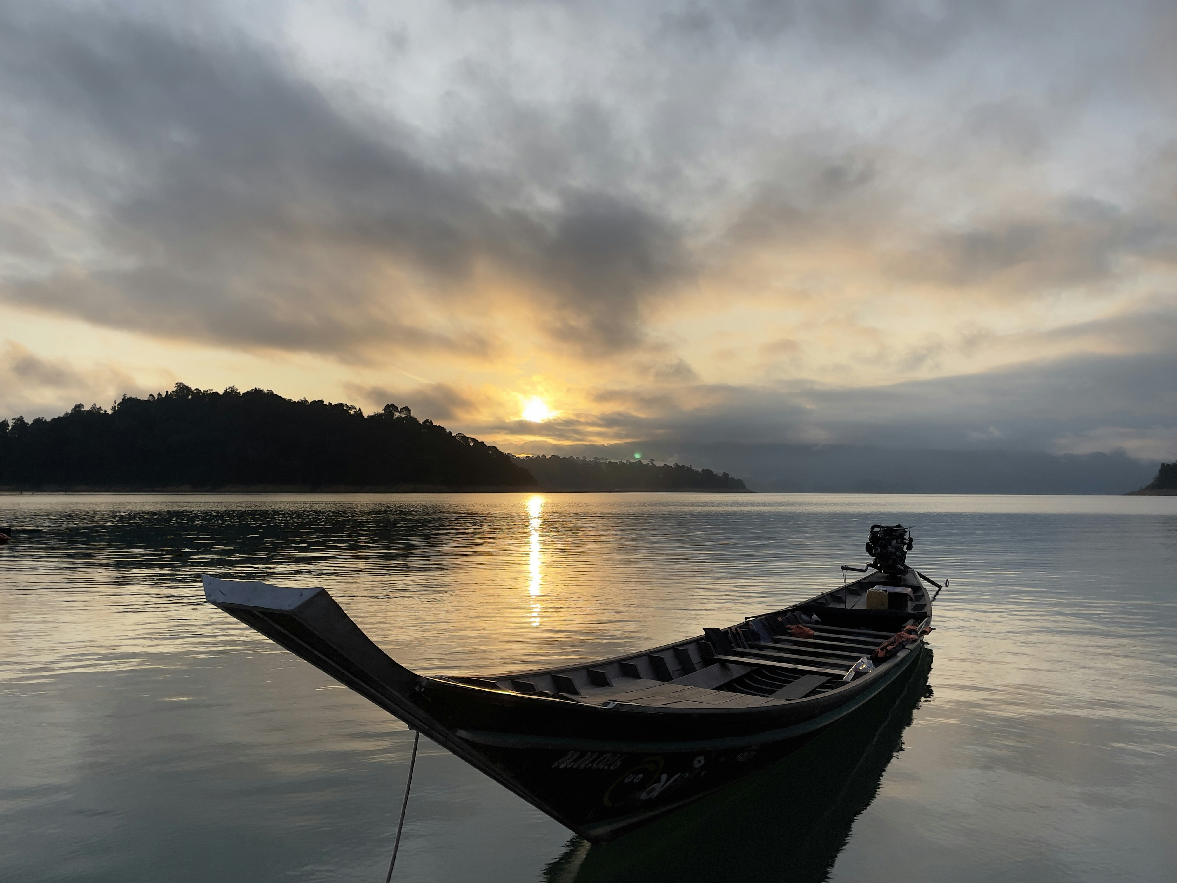 Tranquil Dawn Over Serene Waters