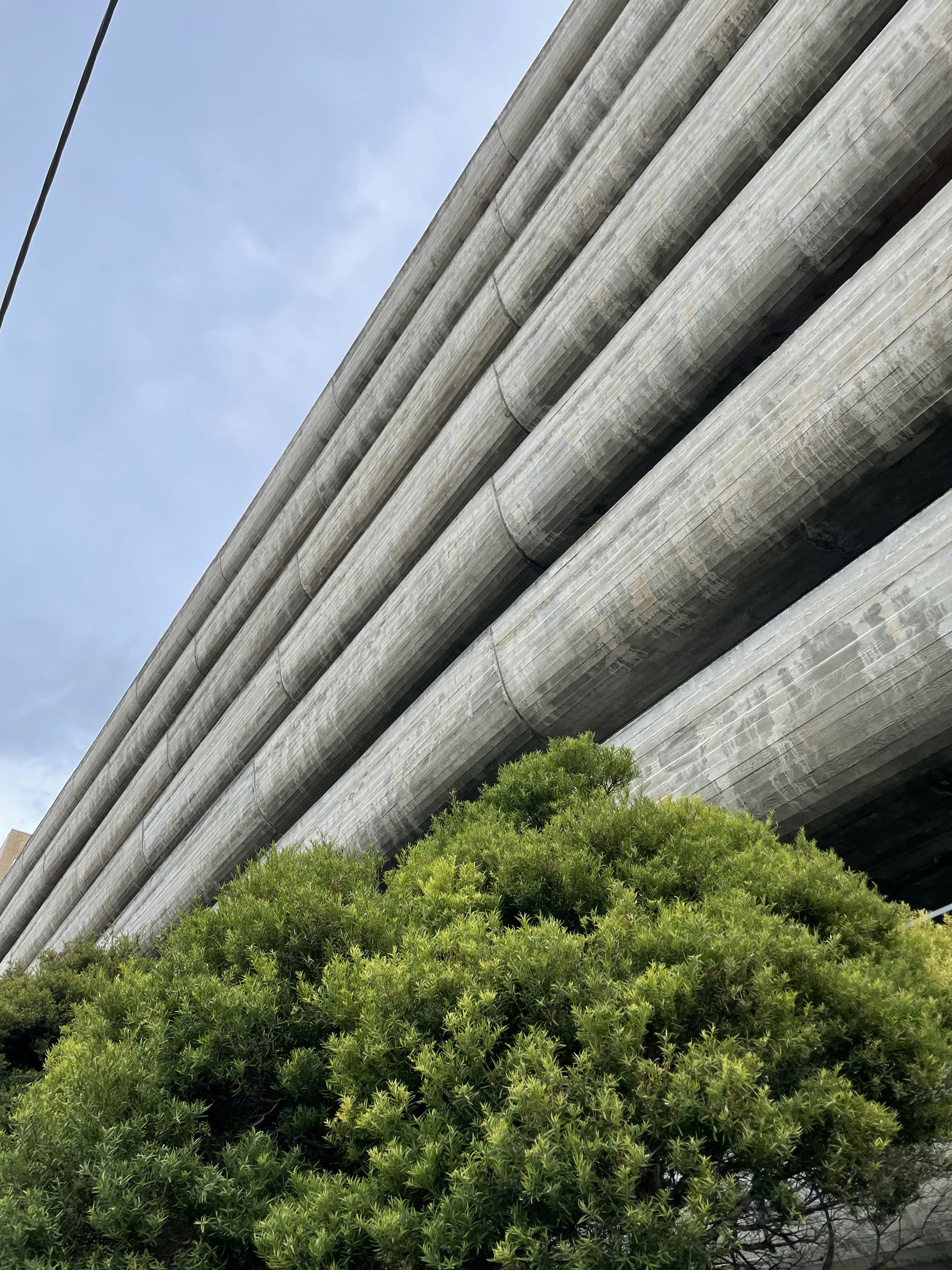 A large concrete structure photo – Free Concrete Image on Unsplash