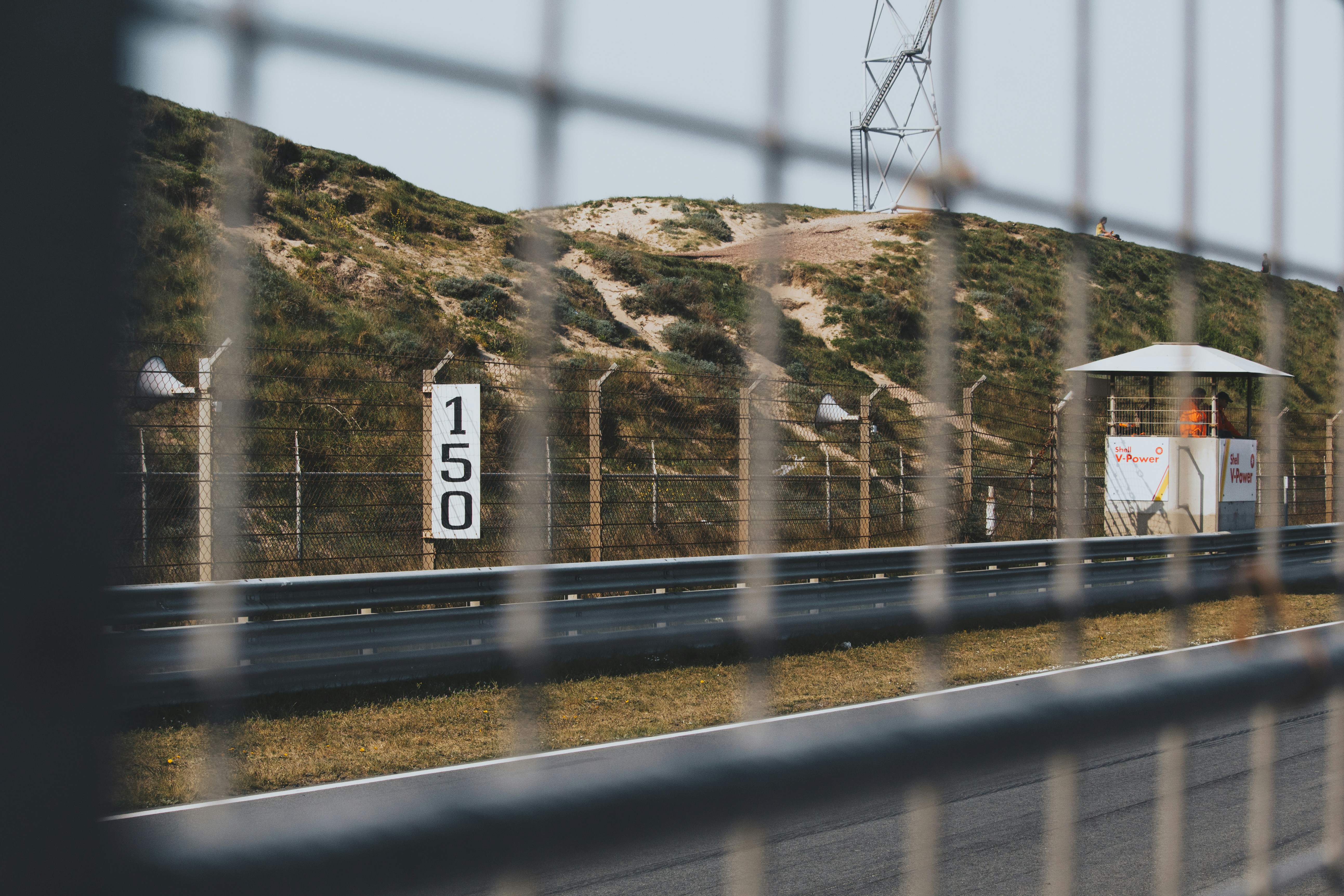 Fence-Frame Edge: The 150 Marker on a Desert Track