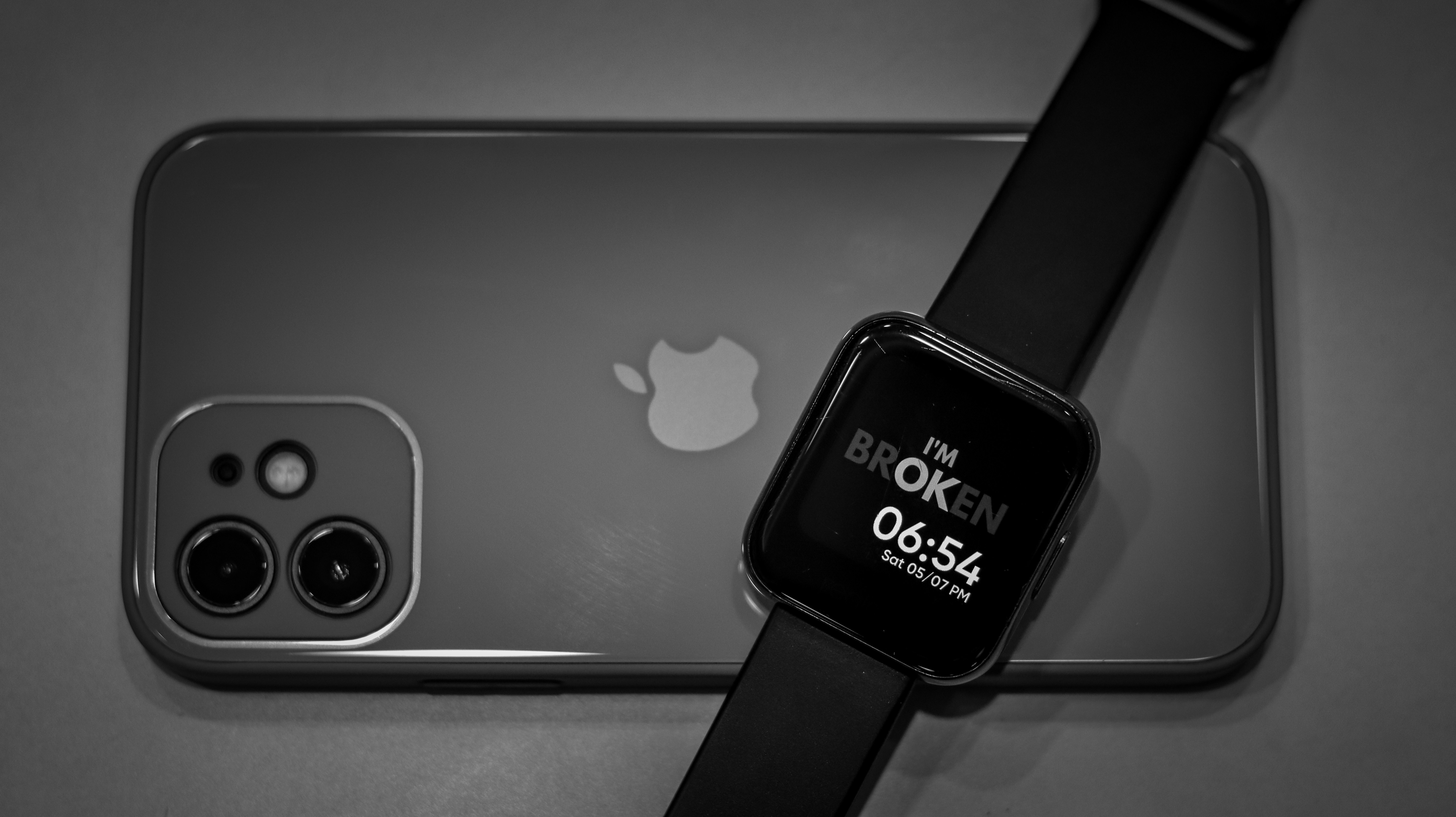 A black rectangular device with a screen photo – Free Deoghar Image on ...