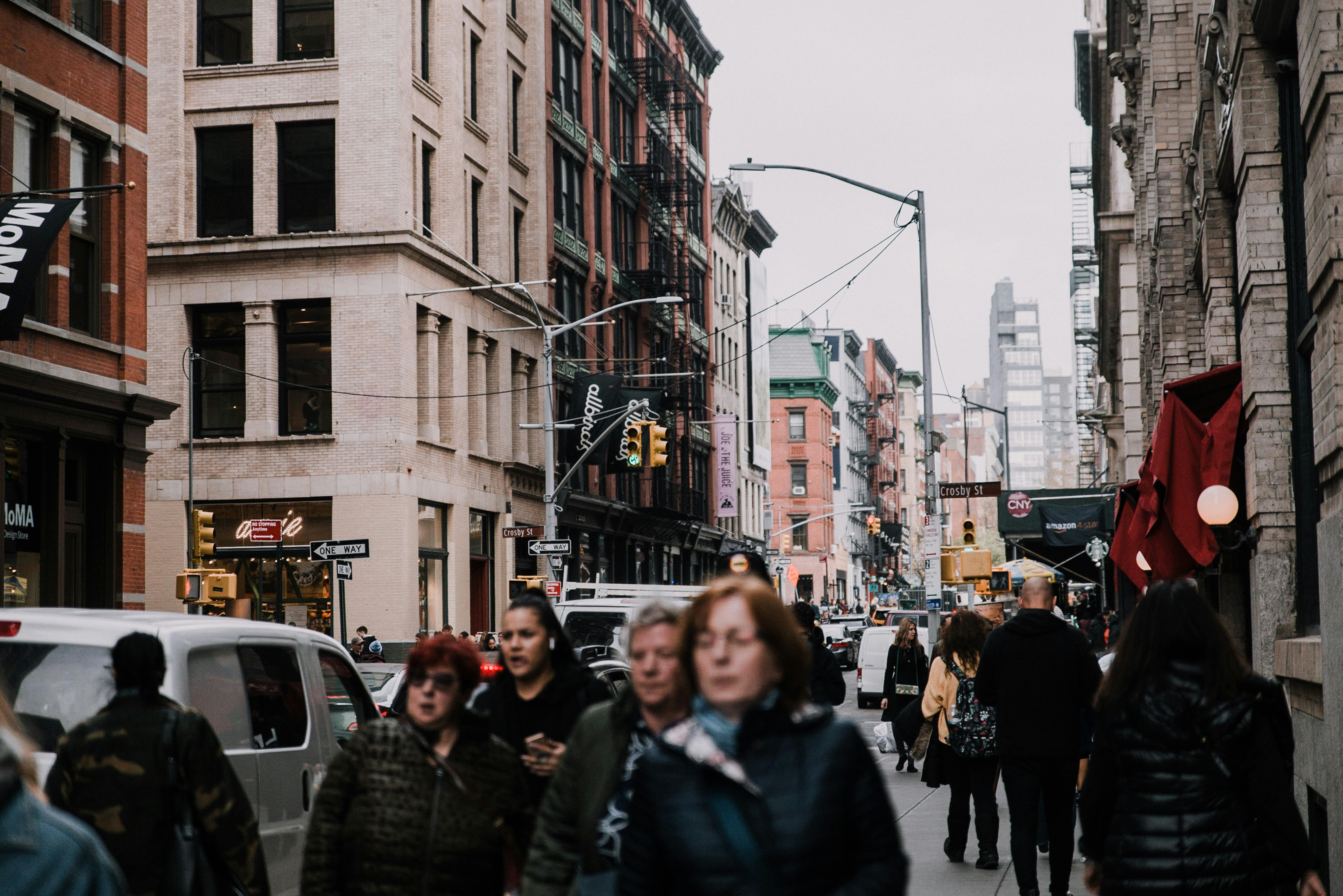 A crowd of people walking down a busy street photo – Free Manhattan ...