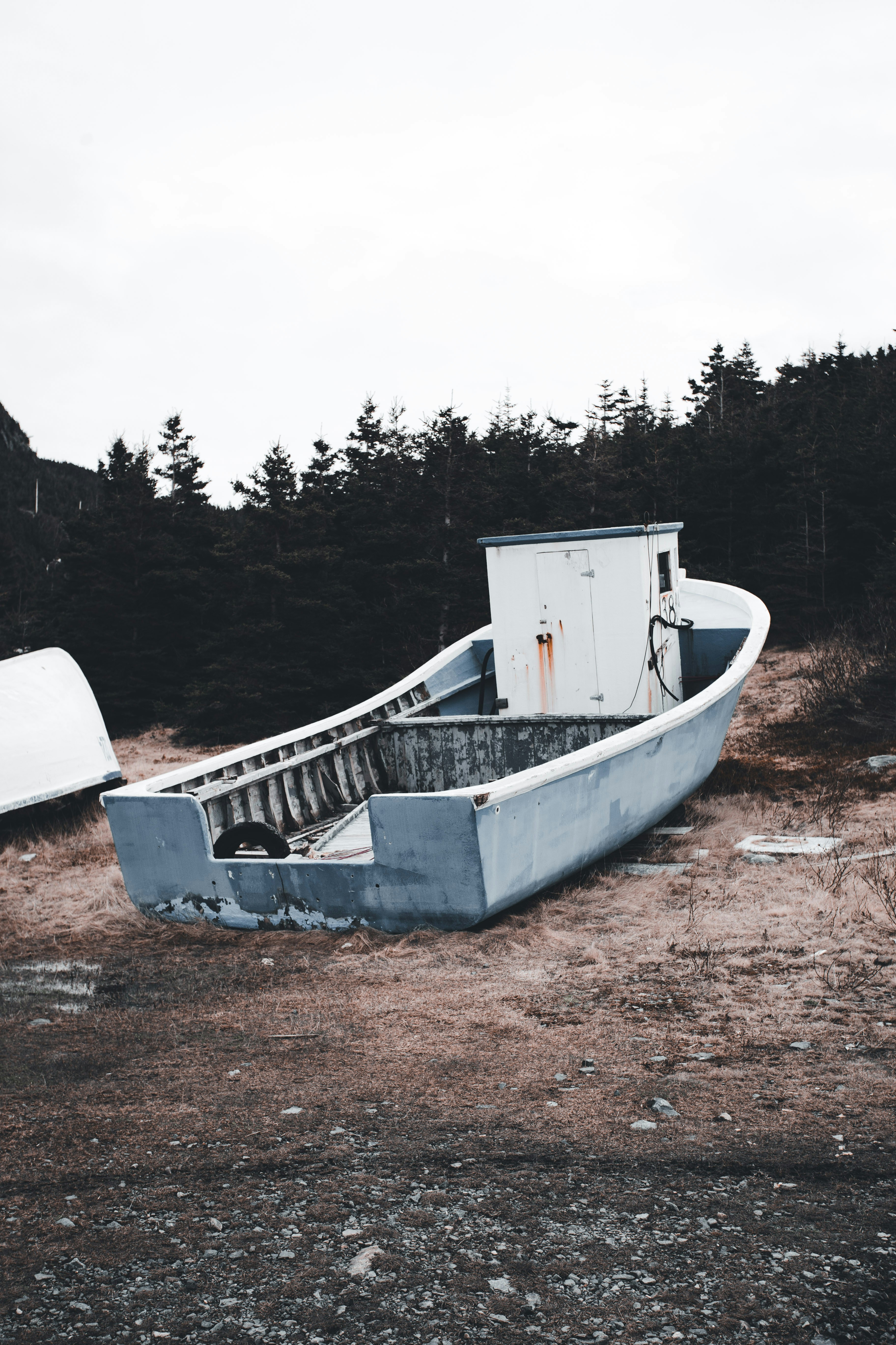 A boat on the ground photo – Free Grey Image on Unsplash