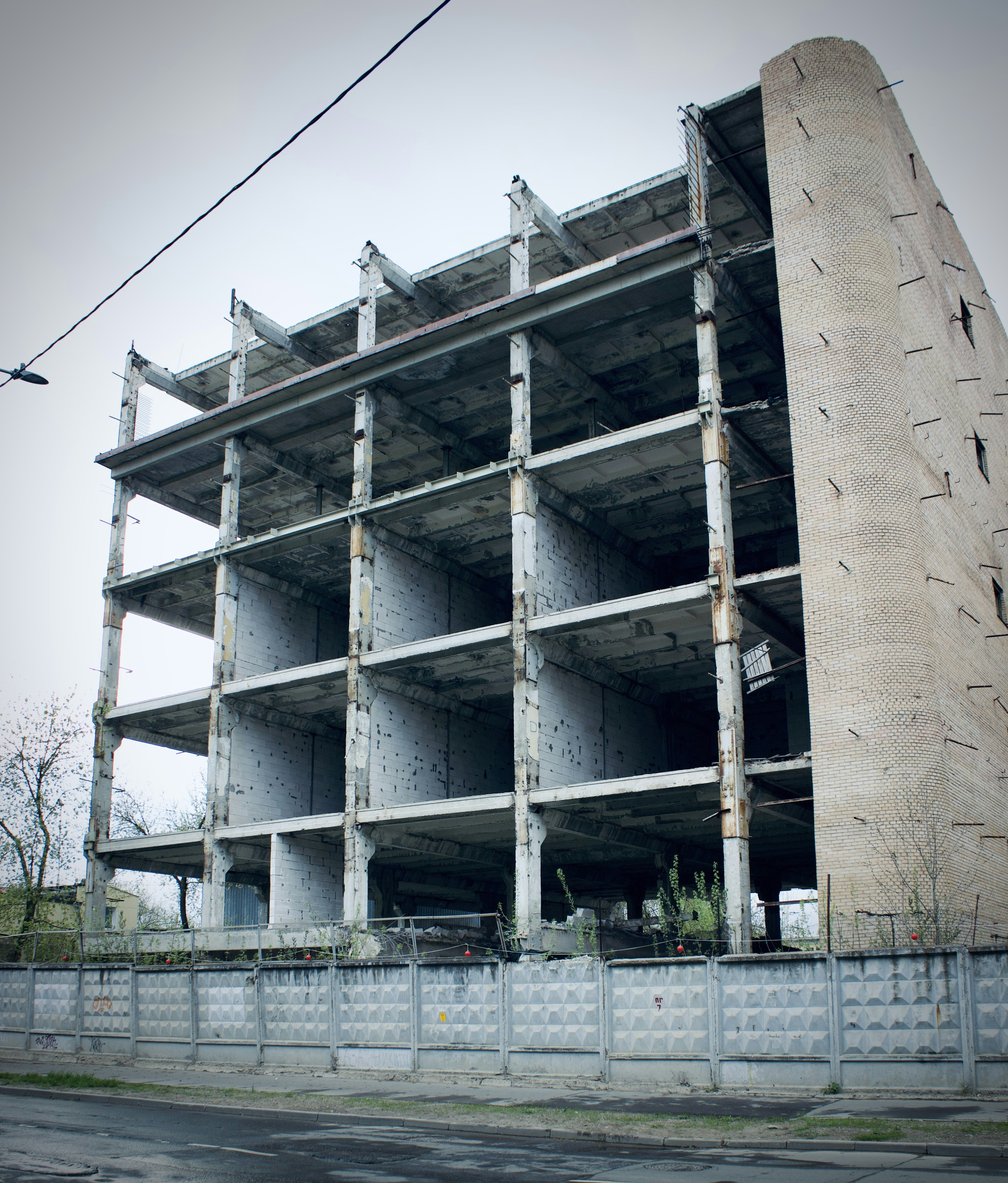 Skeleton of a Silent Structure: An Unfinished Concrete Tower Revealed