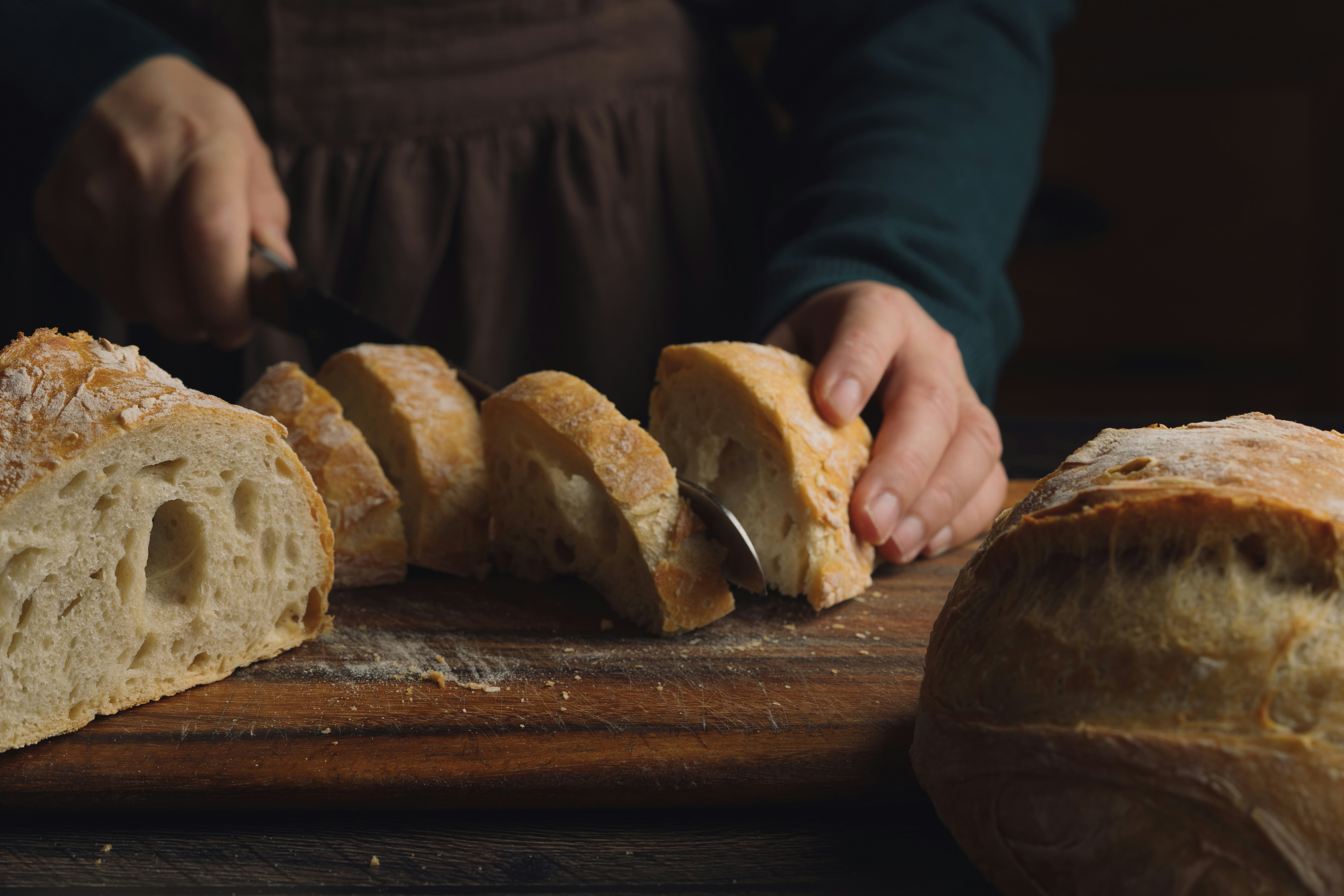 A person making bread photo – Free Food Image on Unsplash