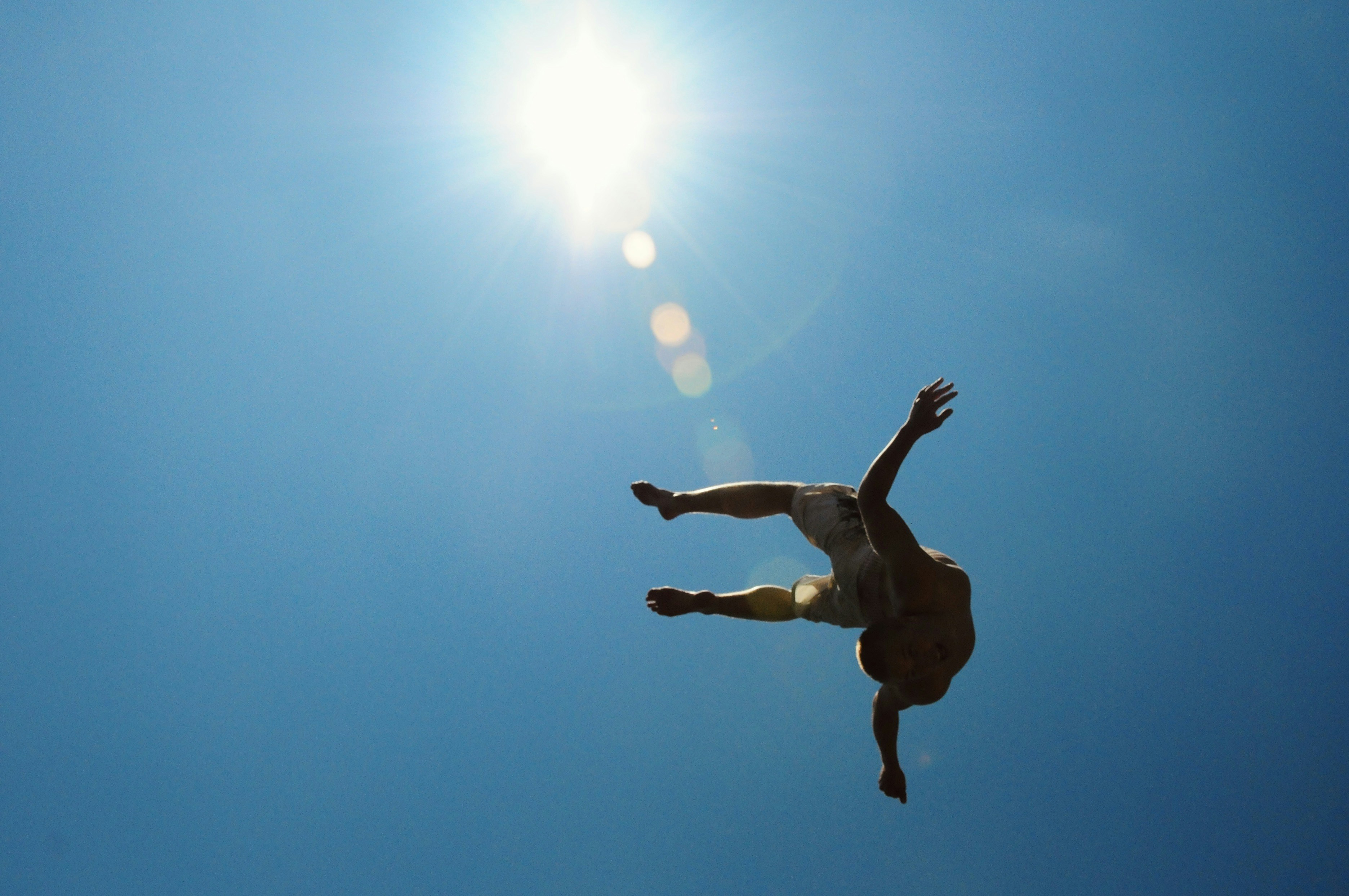 Man Falling Pictures | Download Free Images on Unsplash