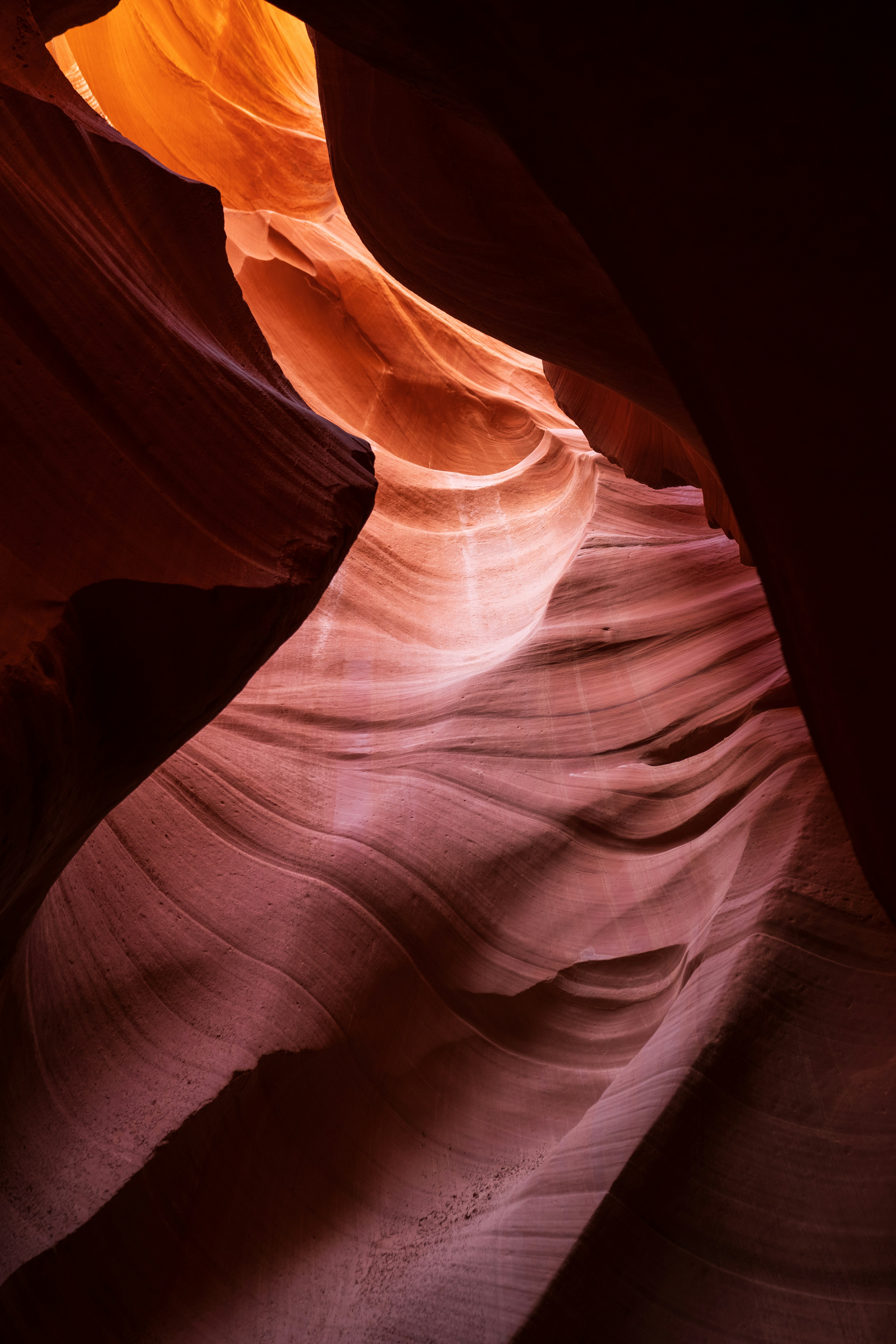 Une fente étroite sur le flanc d’un canyon photo – Photo La nature ...