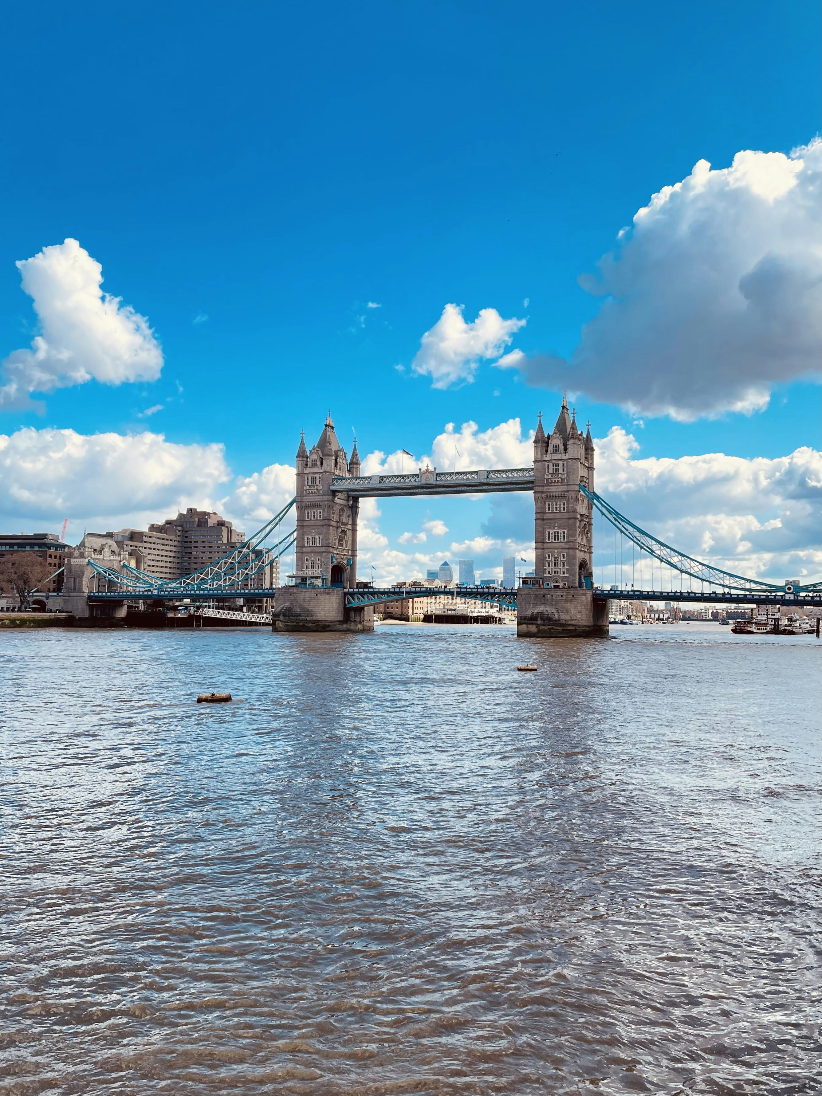 A large bridge spanning over a large body of water photo – Free Tower ...