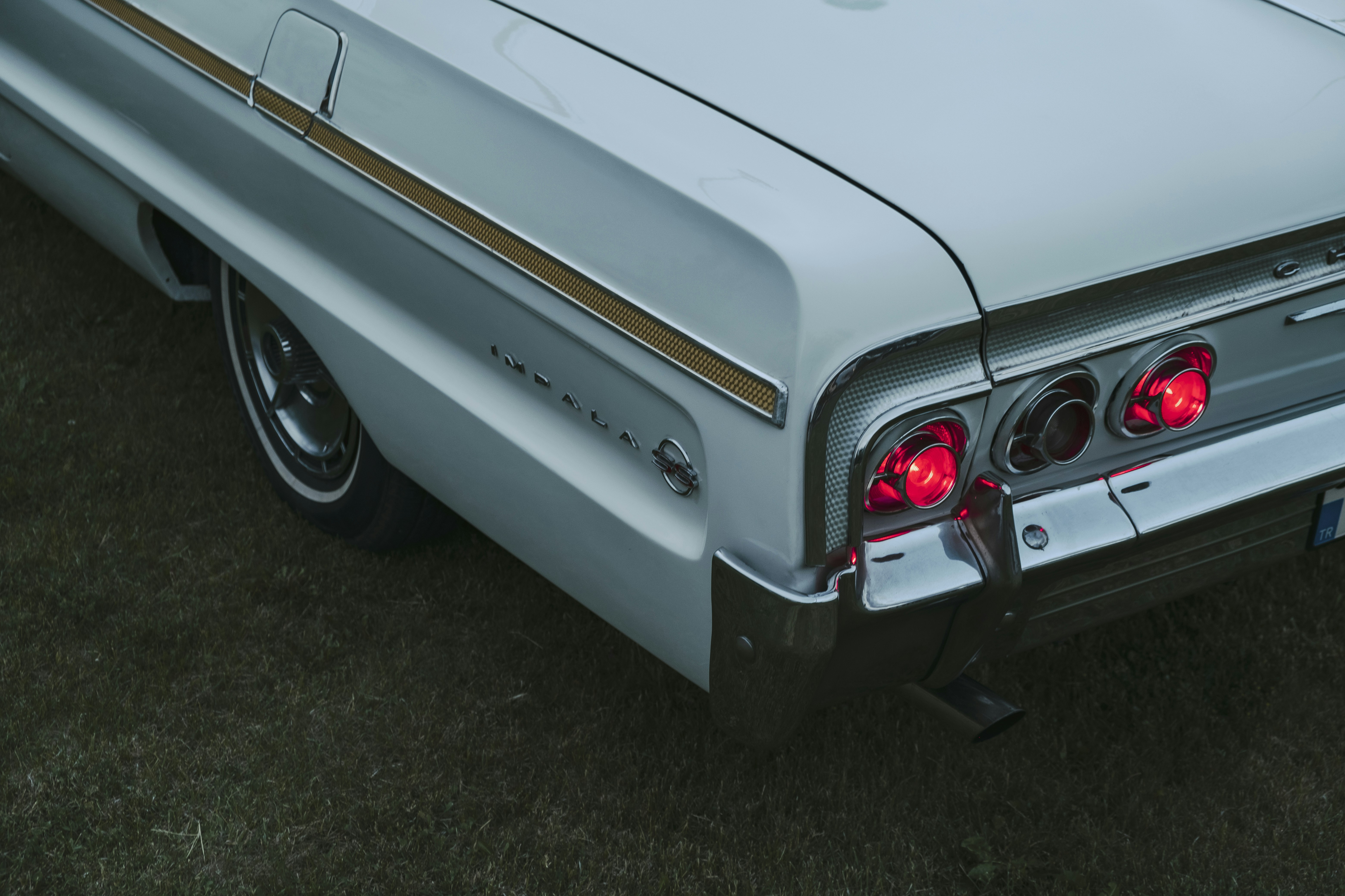 A close up of the rear end of a car photo – Free Turkey Image on Unsplash