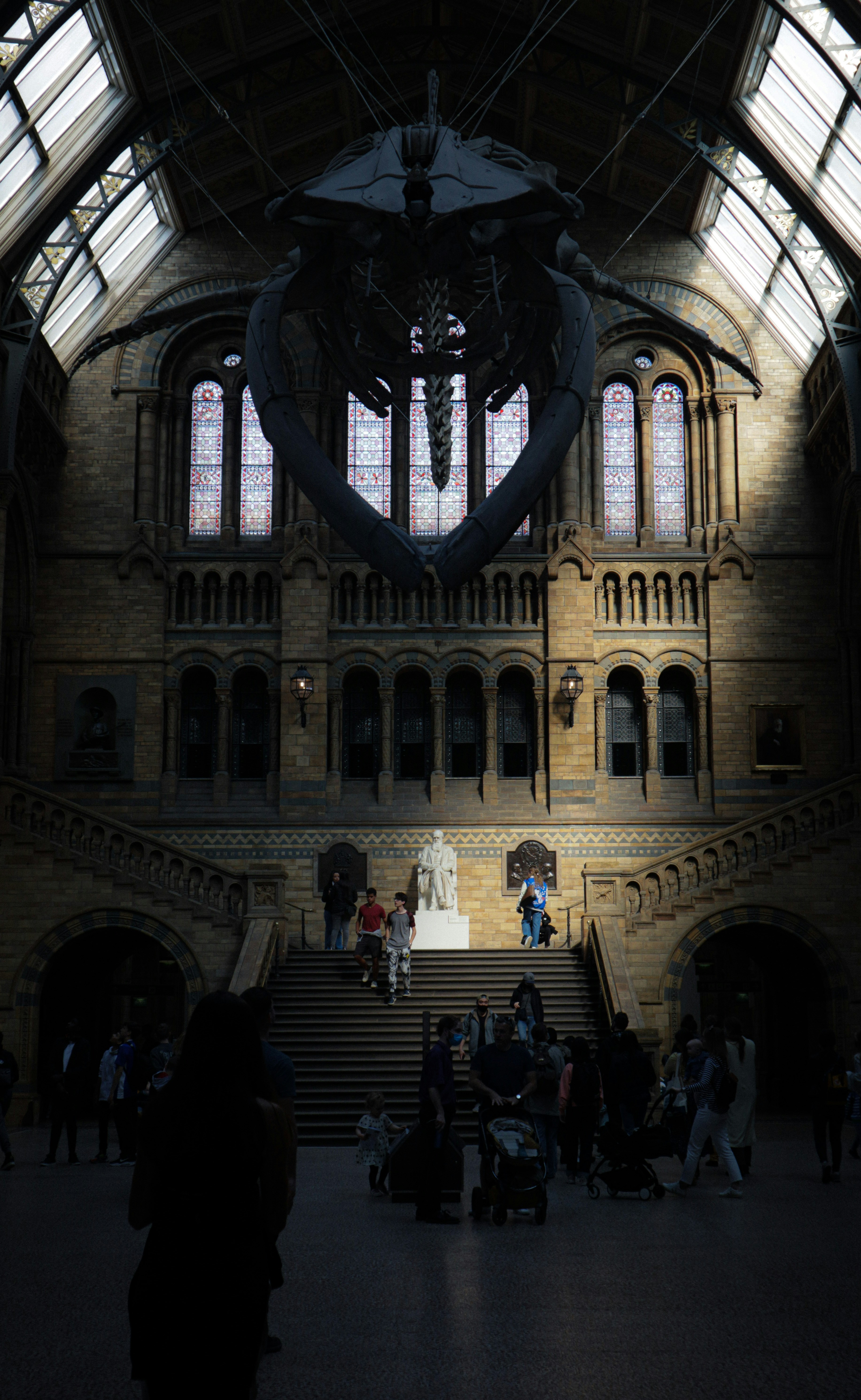 A large building with many people inside of it photo – Free United ...