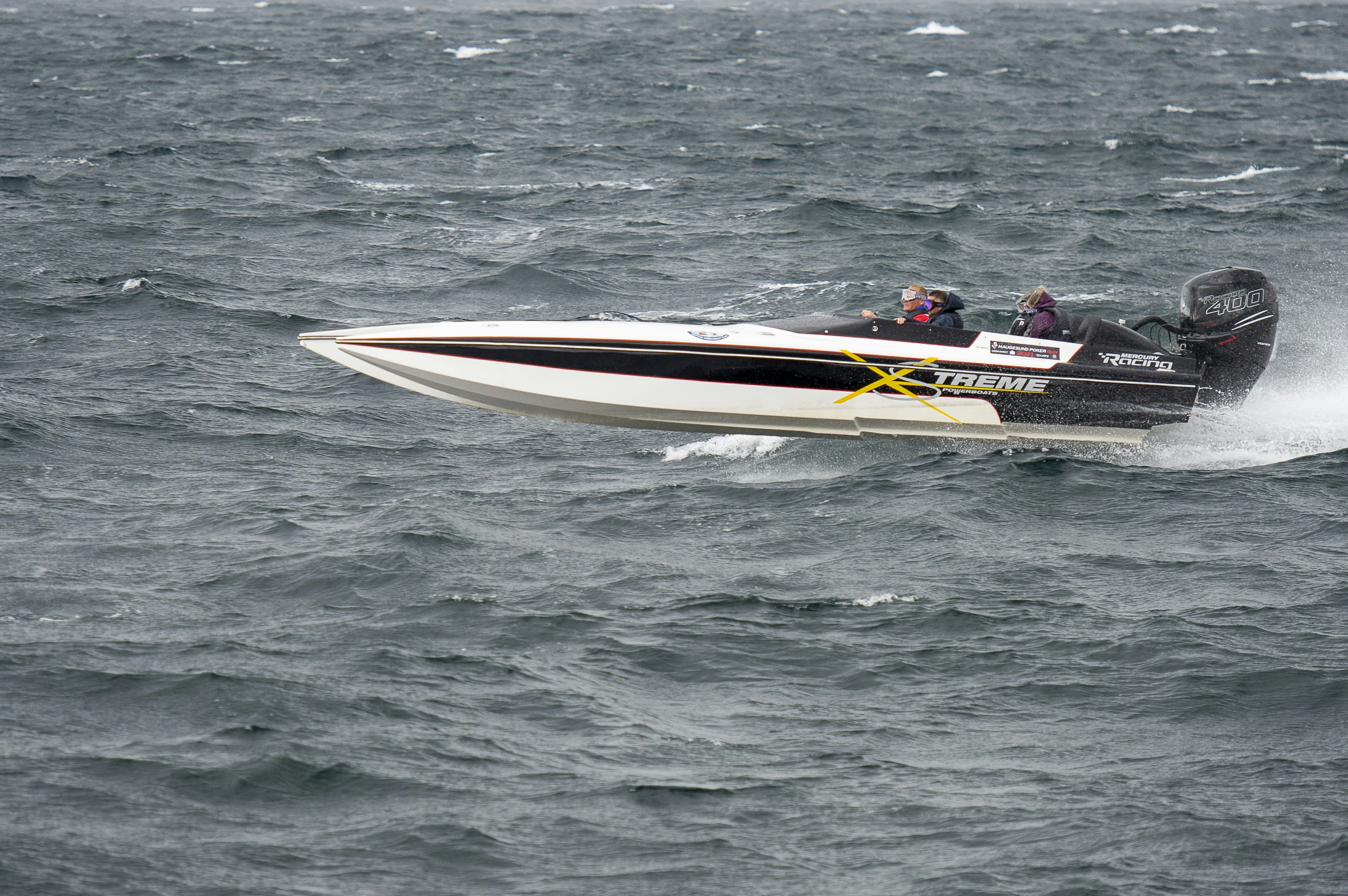 Who Makes Small Speed Boats? Top 6 Brands to Know in 2025 - Boat Brands