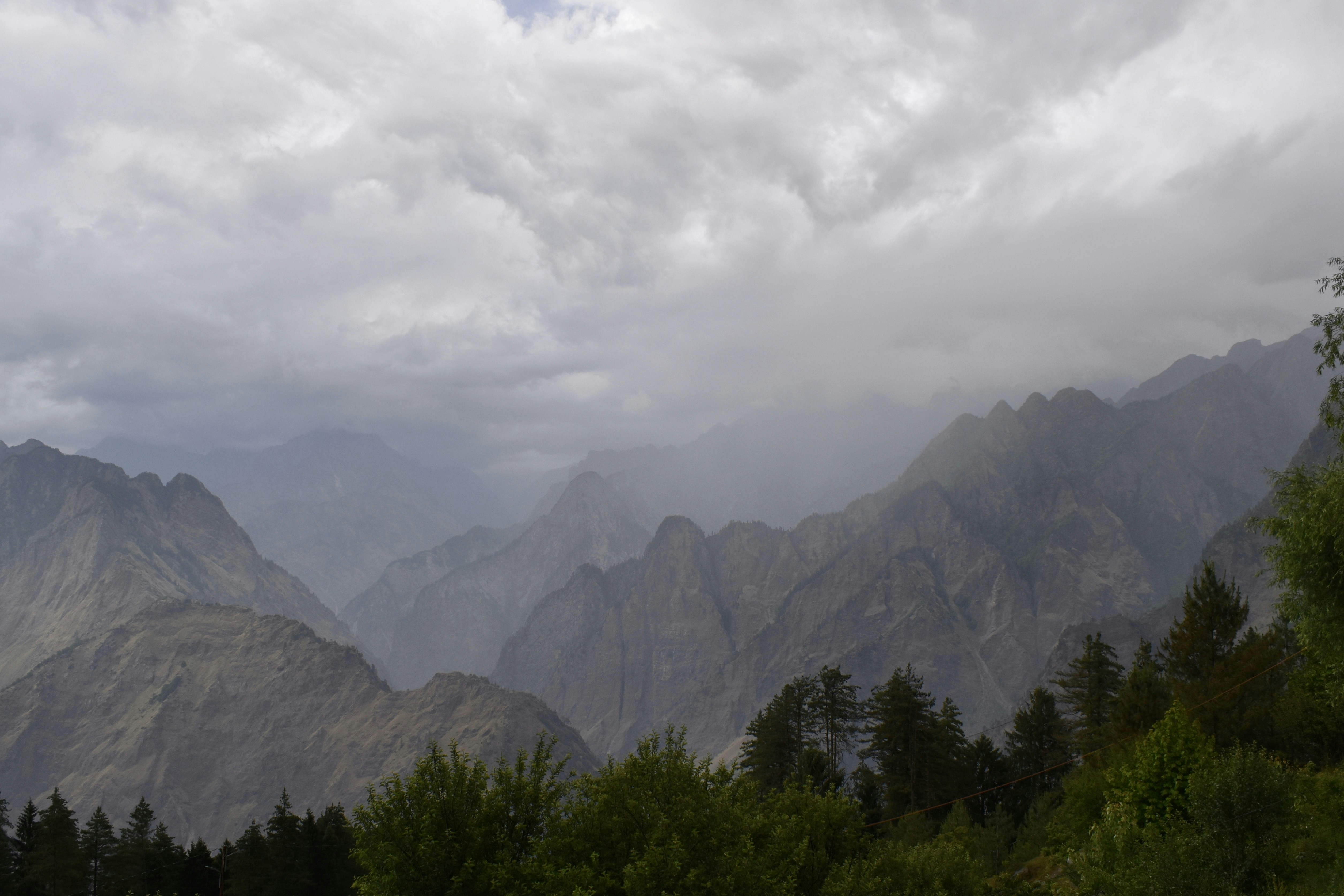 Mist-Laced Crest: A Mountain Spine Quietly Emerges