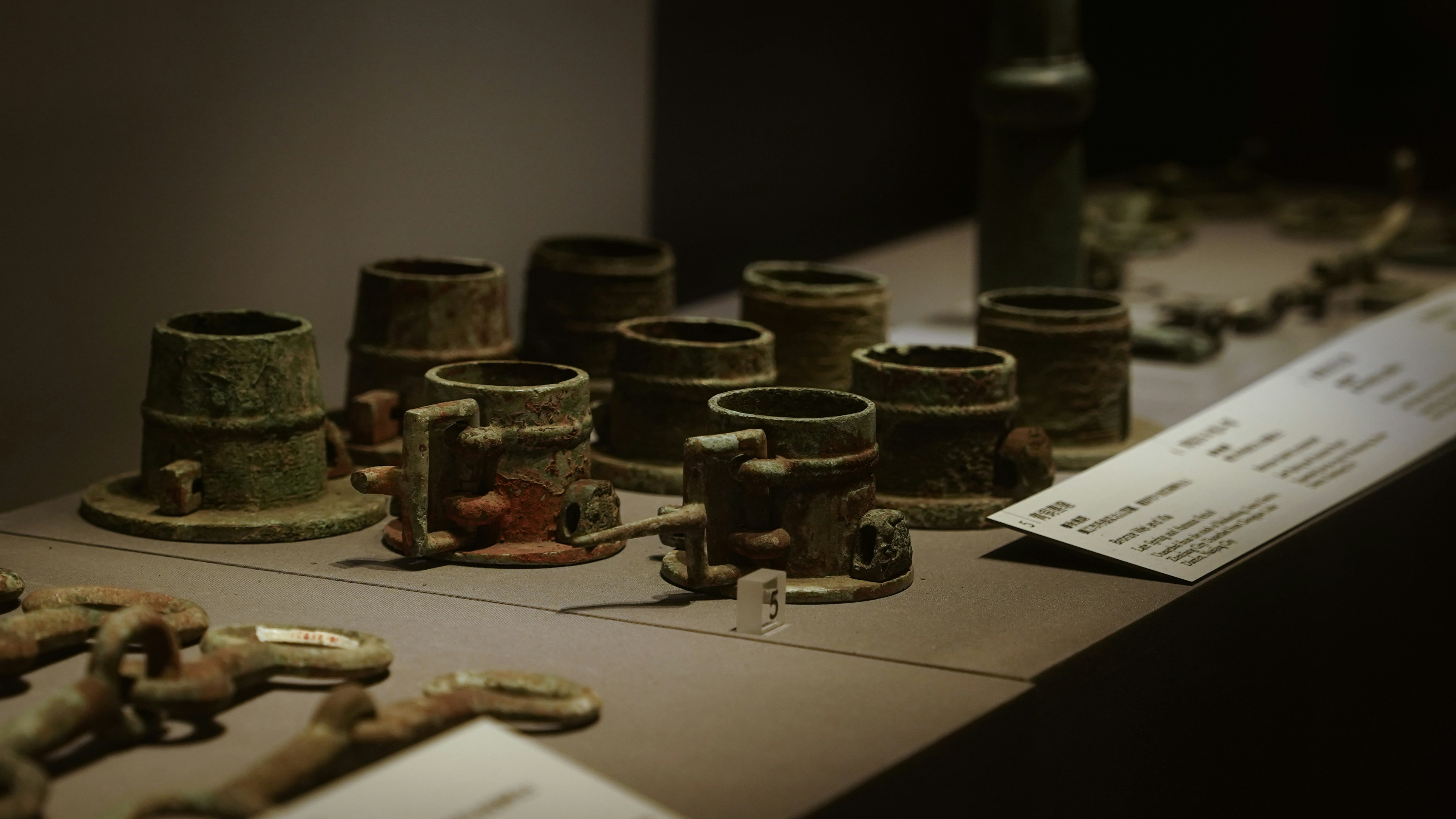 A bunch of rusty objects on a table photo – Free Grey Image on Unsplash