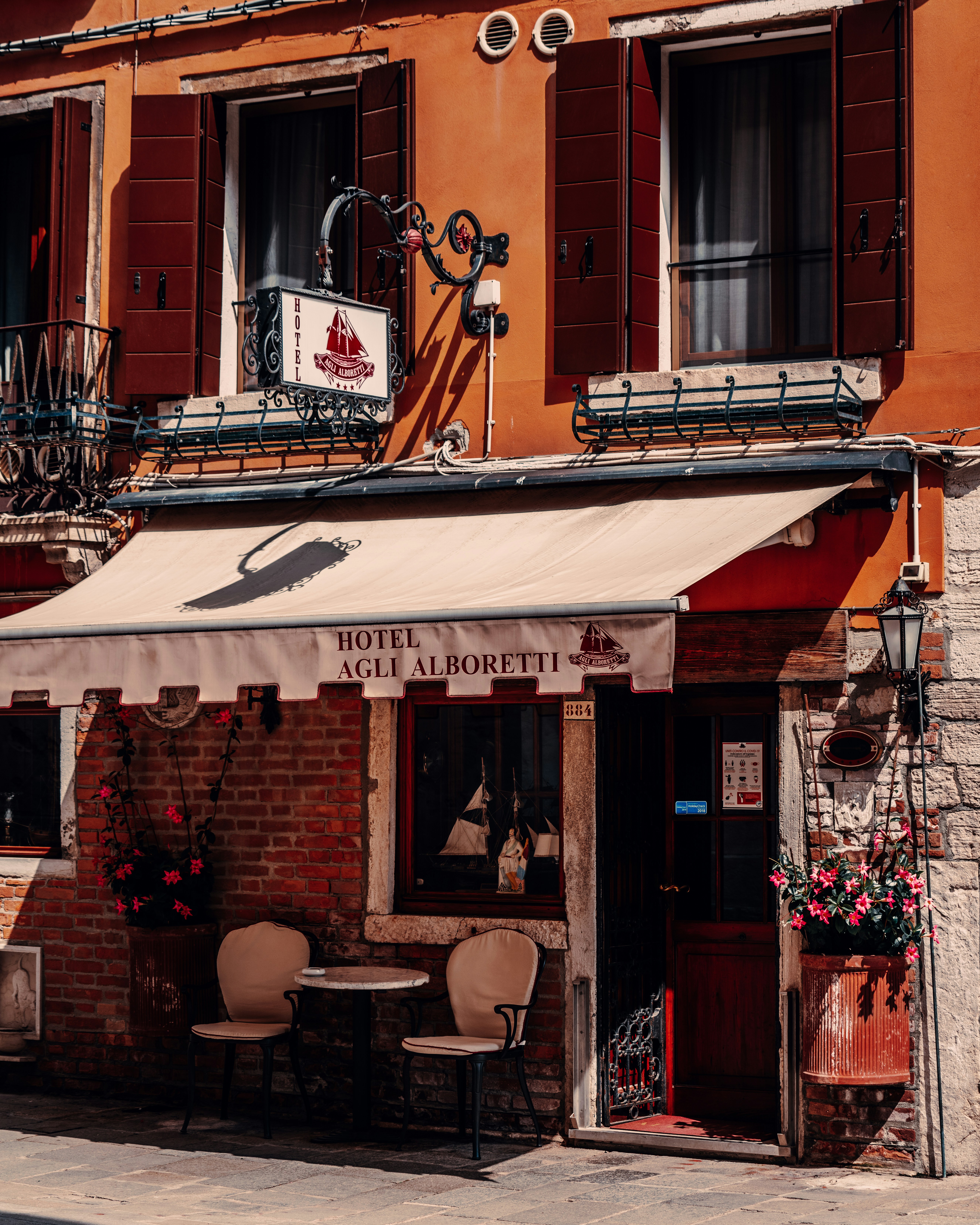 Italian Cafe Pictures | Download Free Images on Unsplash