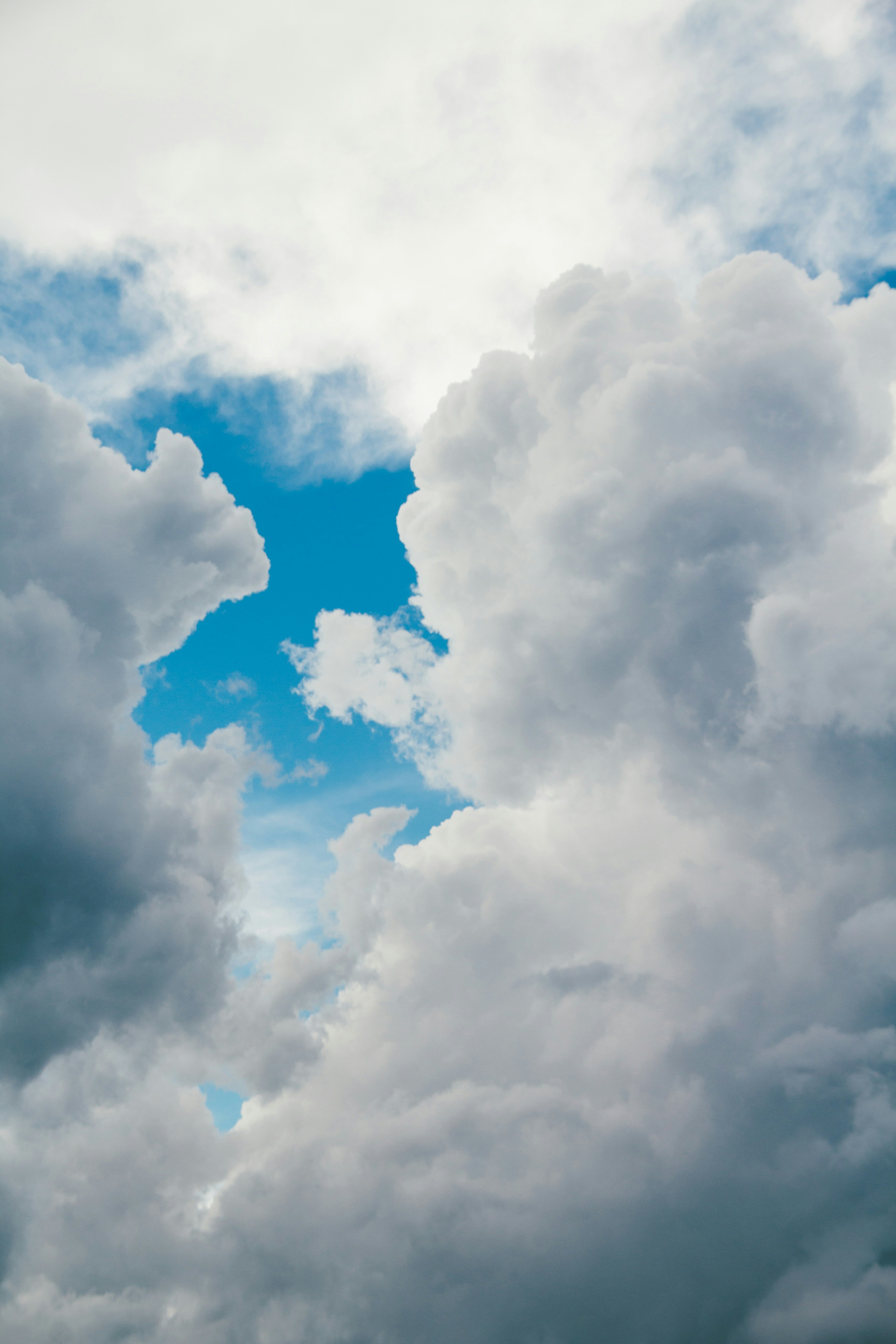 Beautiful weather we're having today. - Leslie’s Substack