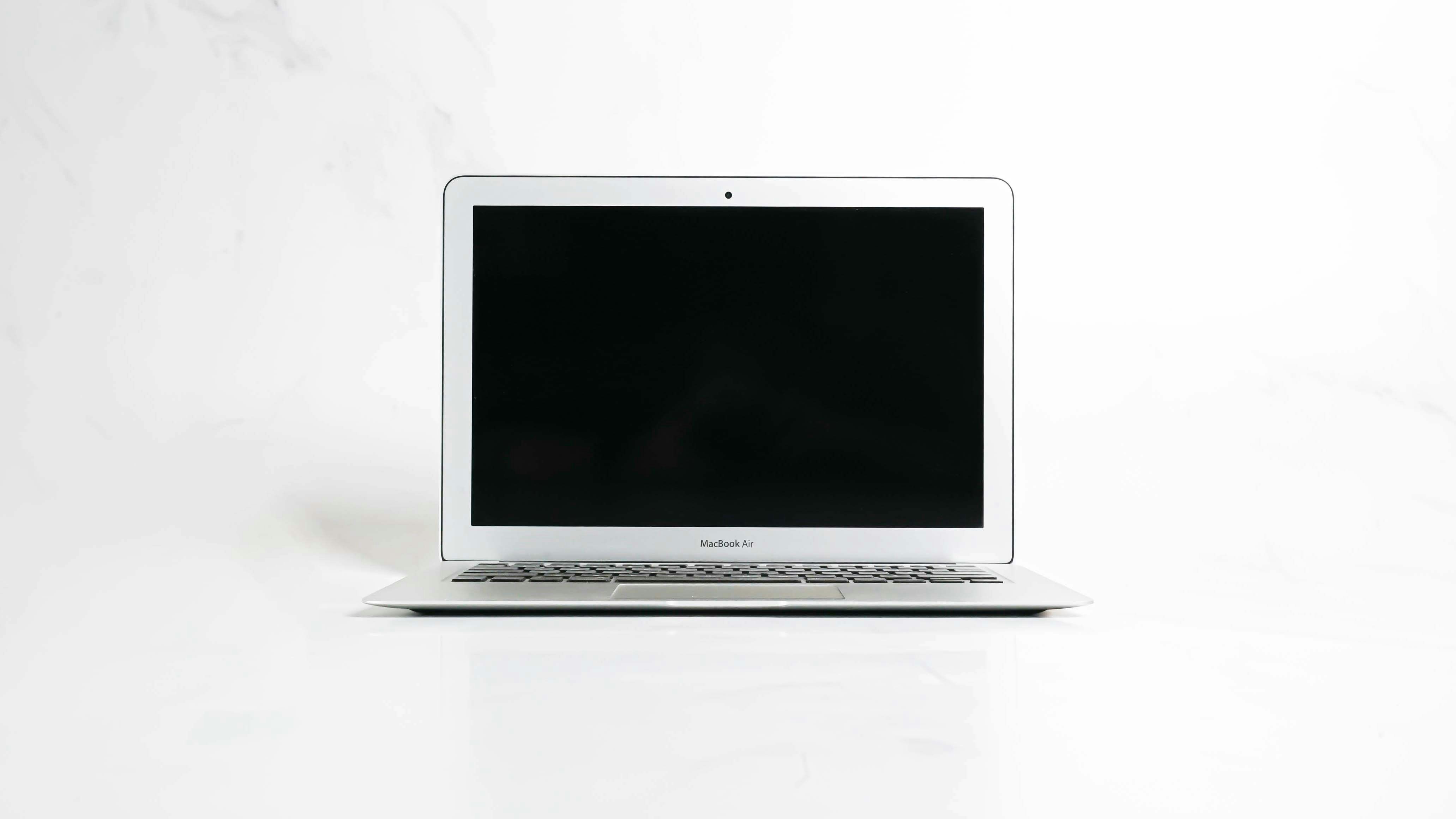 Laptop White Background Pictures | Download Free Images on Unsplash