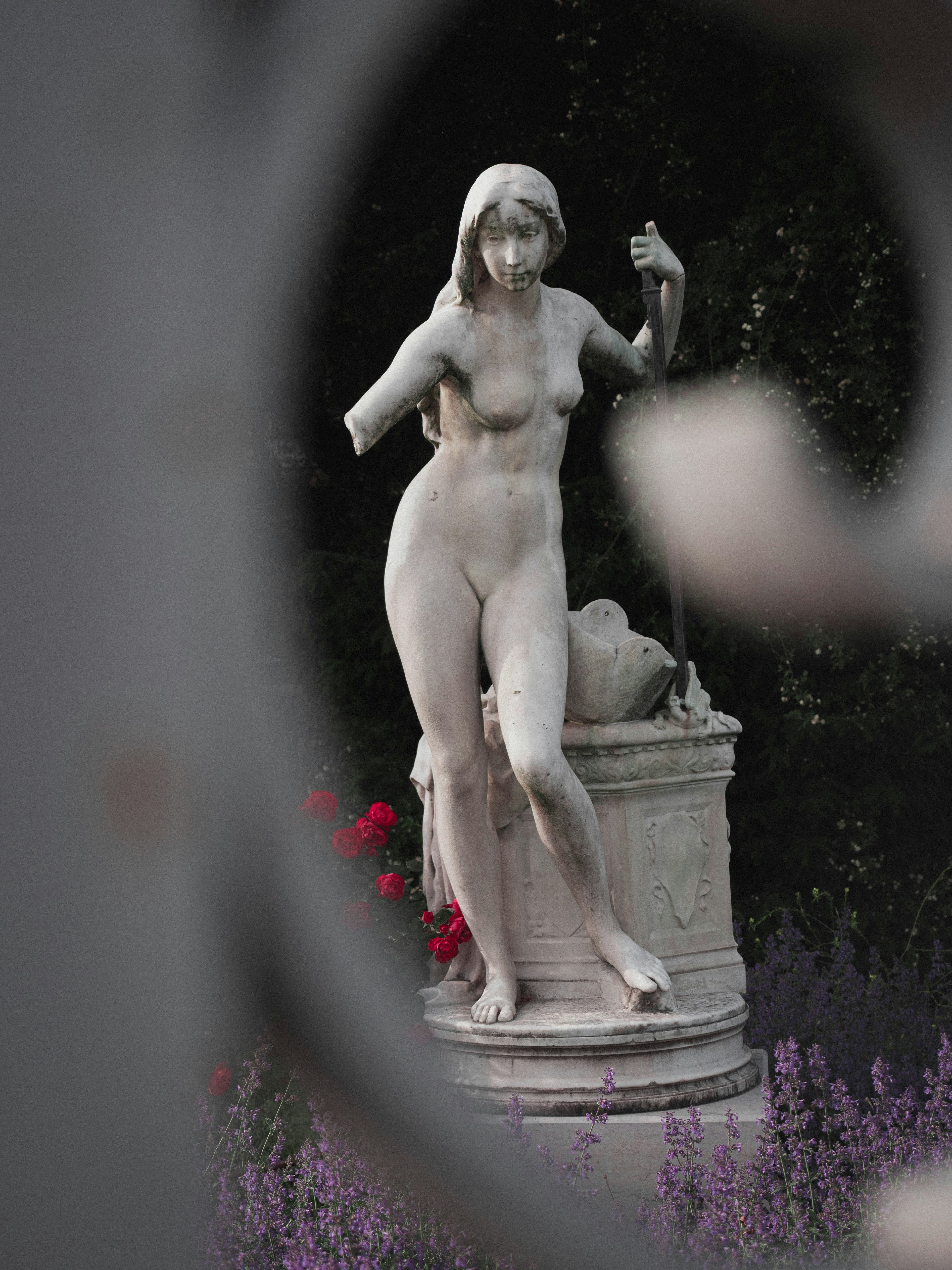 "La vérité sortant du puits"

Lucien Pallez (Lucien Lamesfeld) (1853-1933)
Truth (1883), plaster miniature of marble original, dimensions and location not known, remains of original in Parc de la Tête d’Or, Lyon, France.