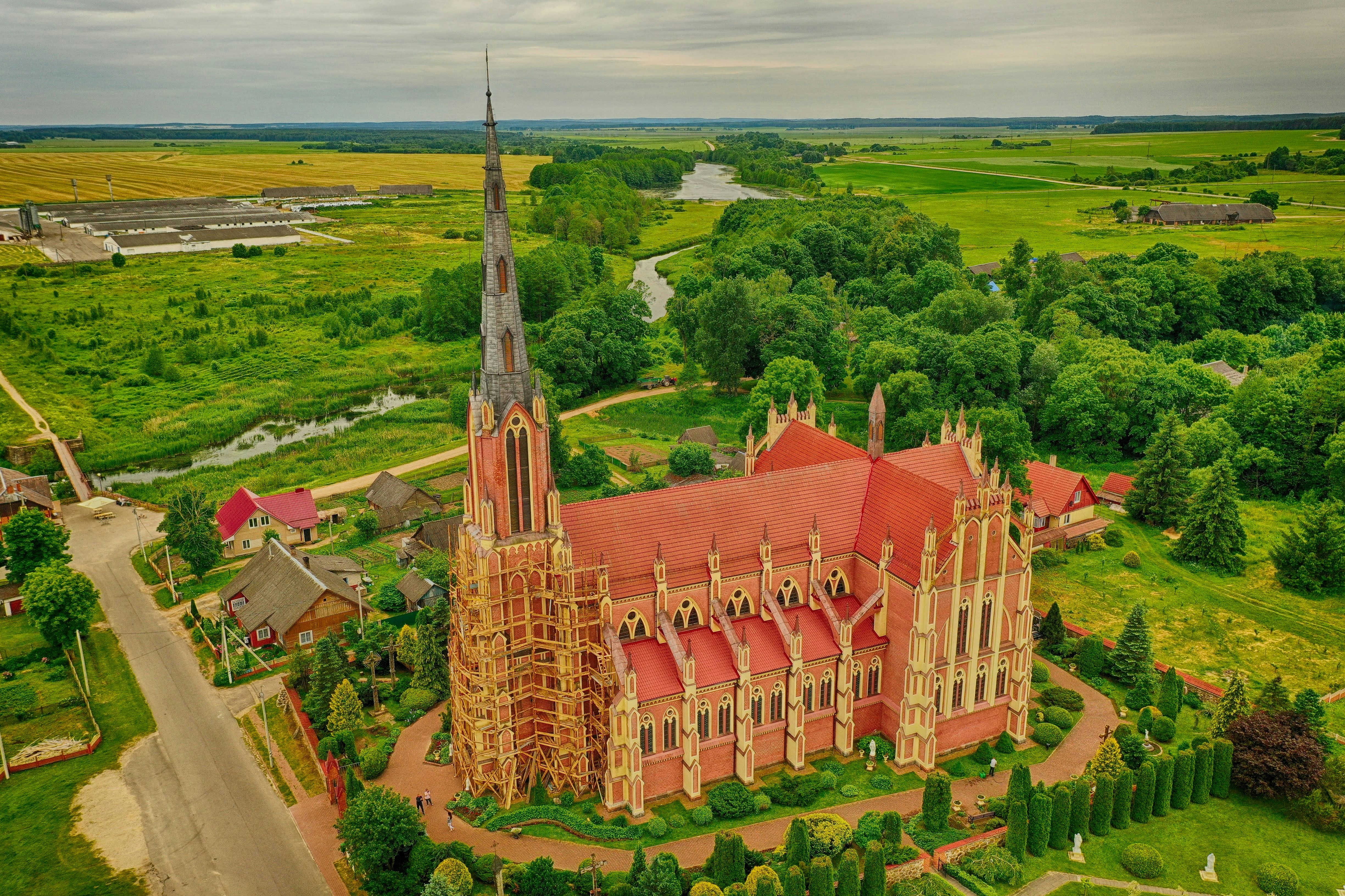 A large building with a tower photo – Free Belarus Image on Unsplash