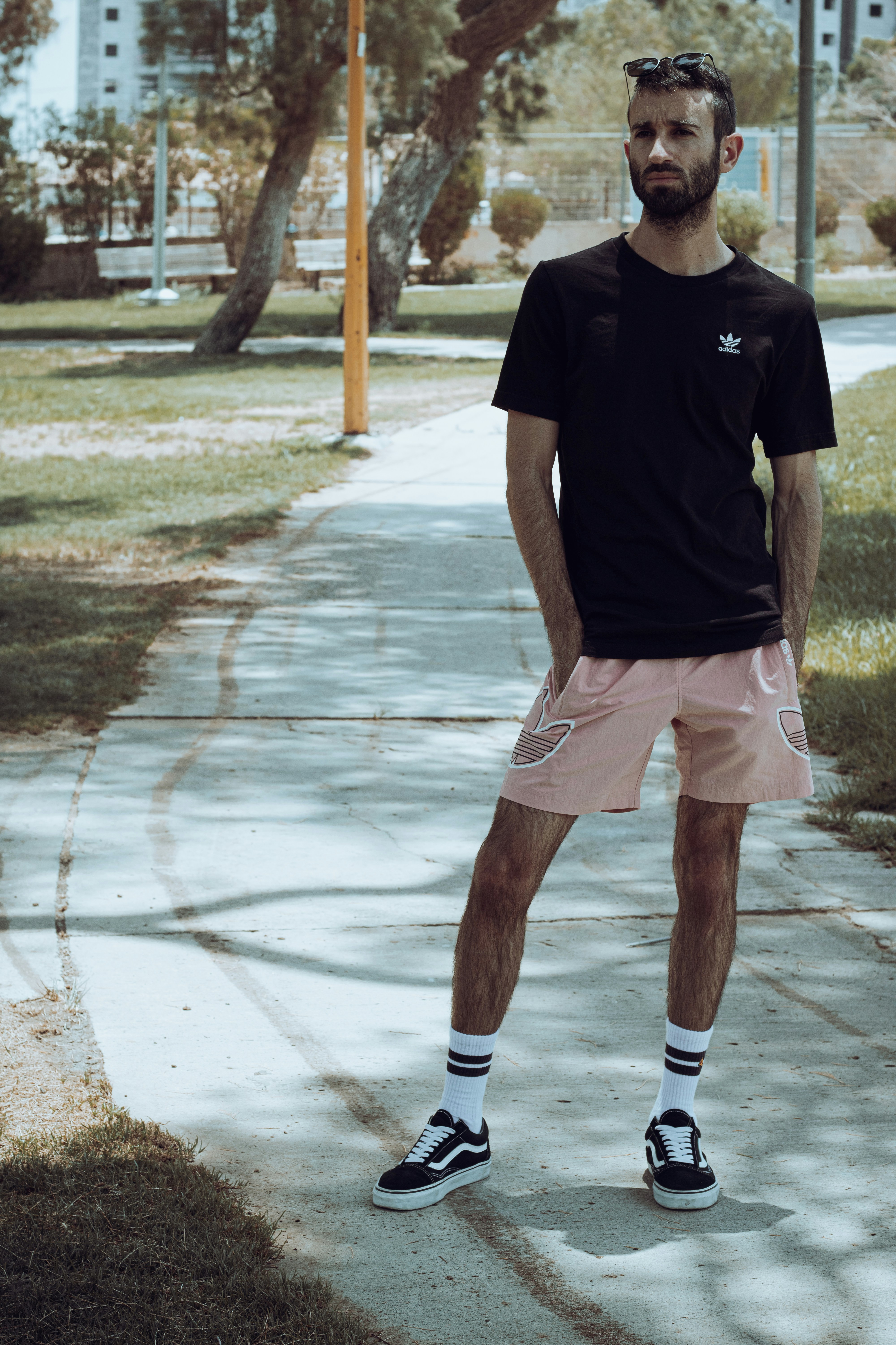 Man Full Body Pictures | Download Free Images on Unsplash