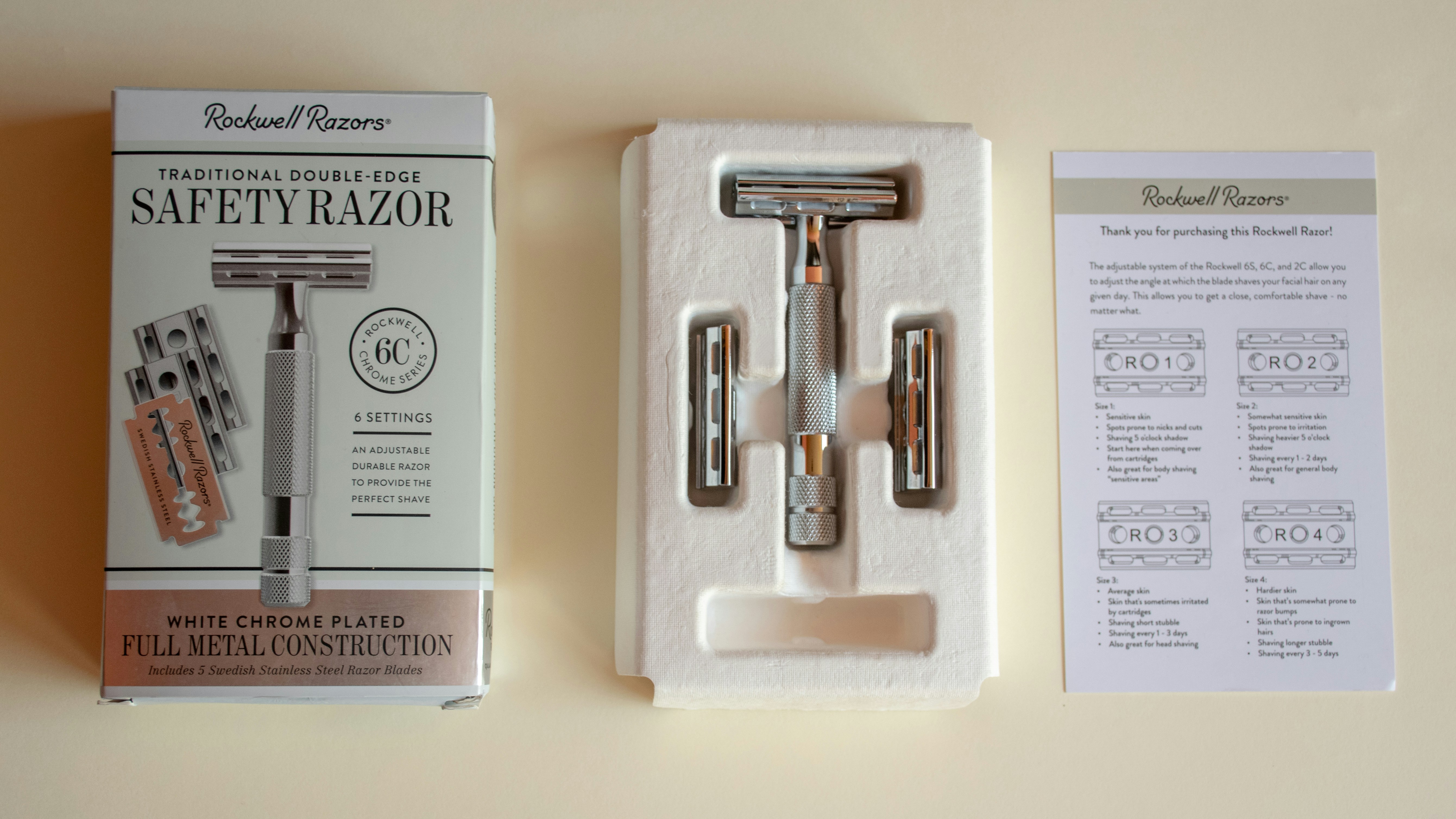 Une boîte avec quelques tubes photo – Image gratuite de Raser sur Unsplash