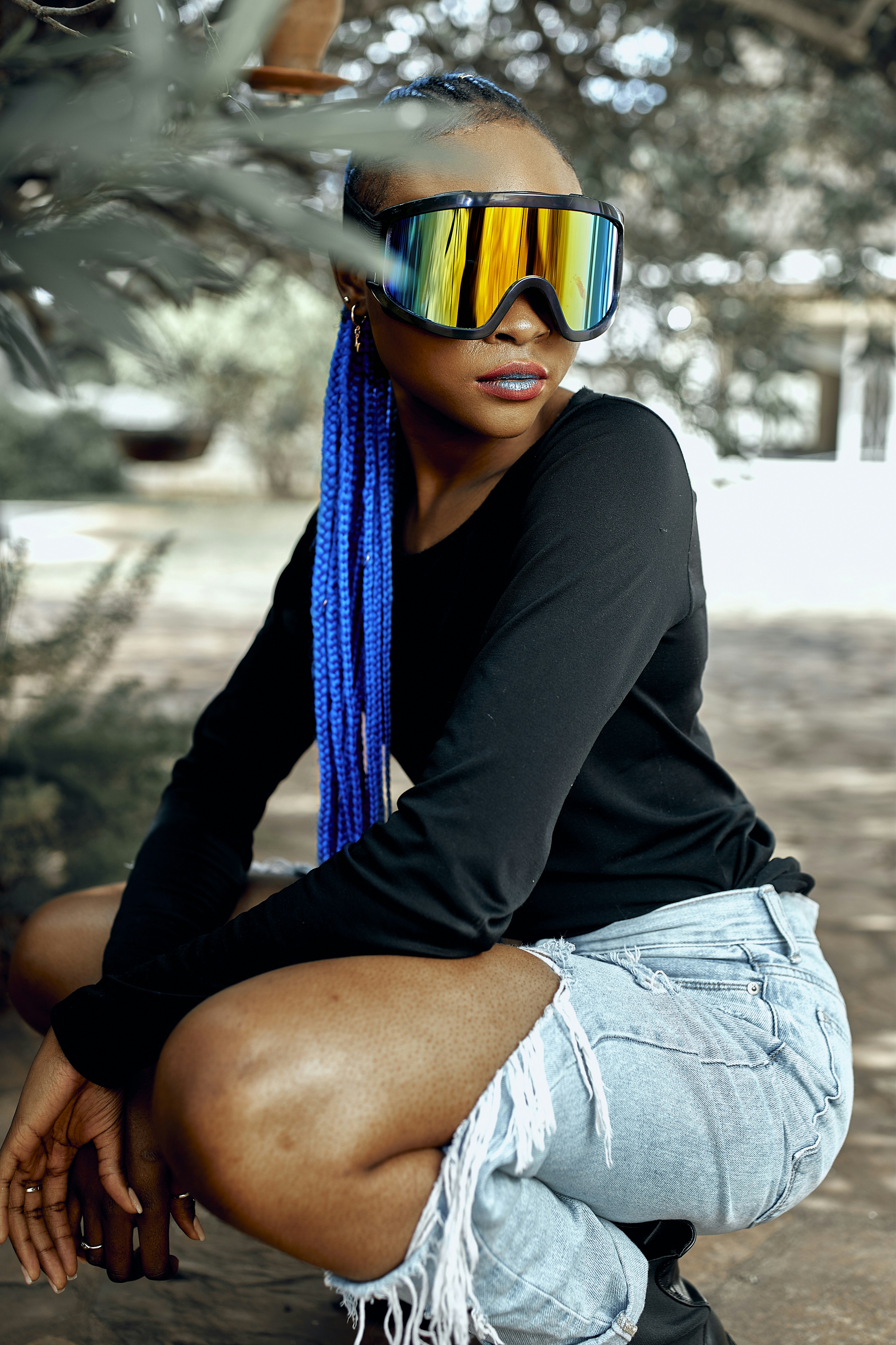 A person sitting in the snow photo – Free Zimbabwe Image on Unsplash