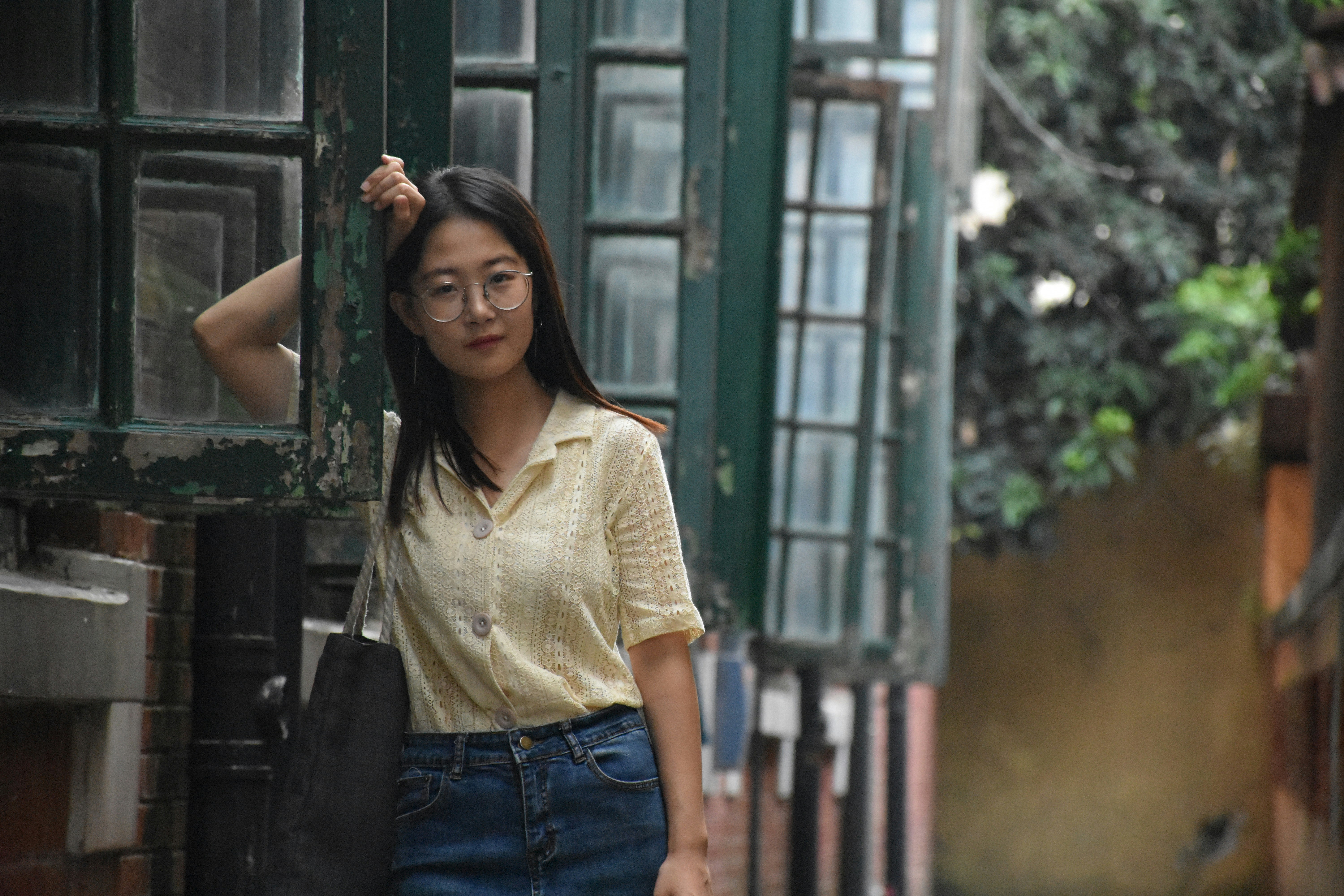 Quiet Confidence in a Narrow Street