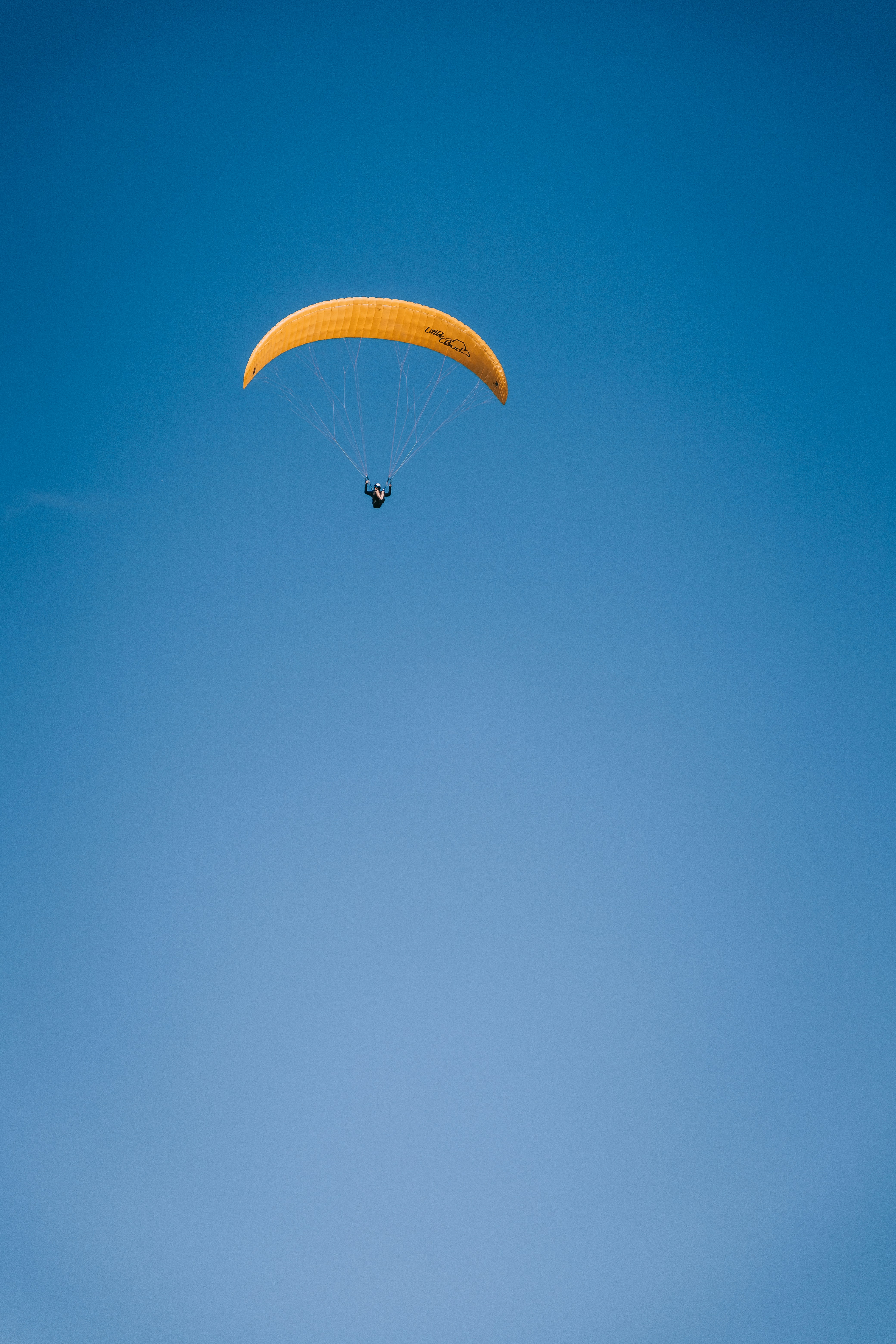 Parashoot Pictures | Download Free Images on Unsplash