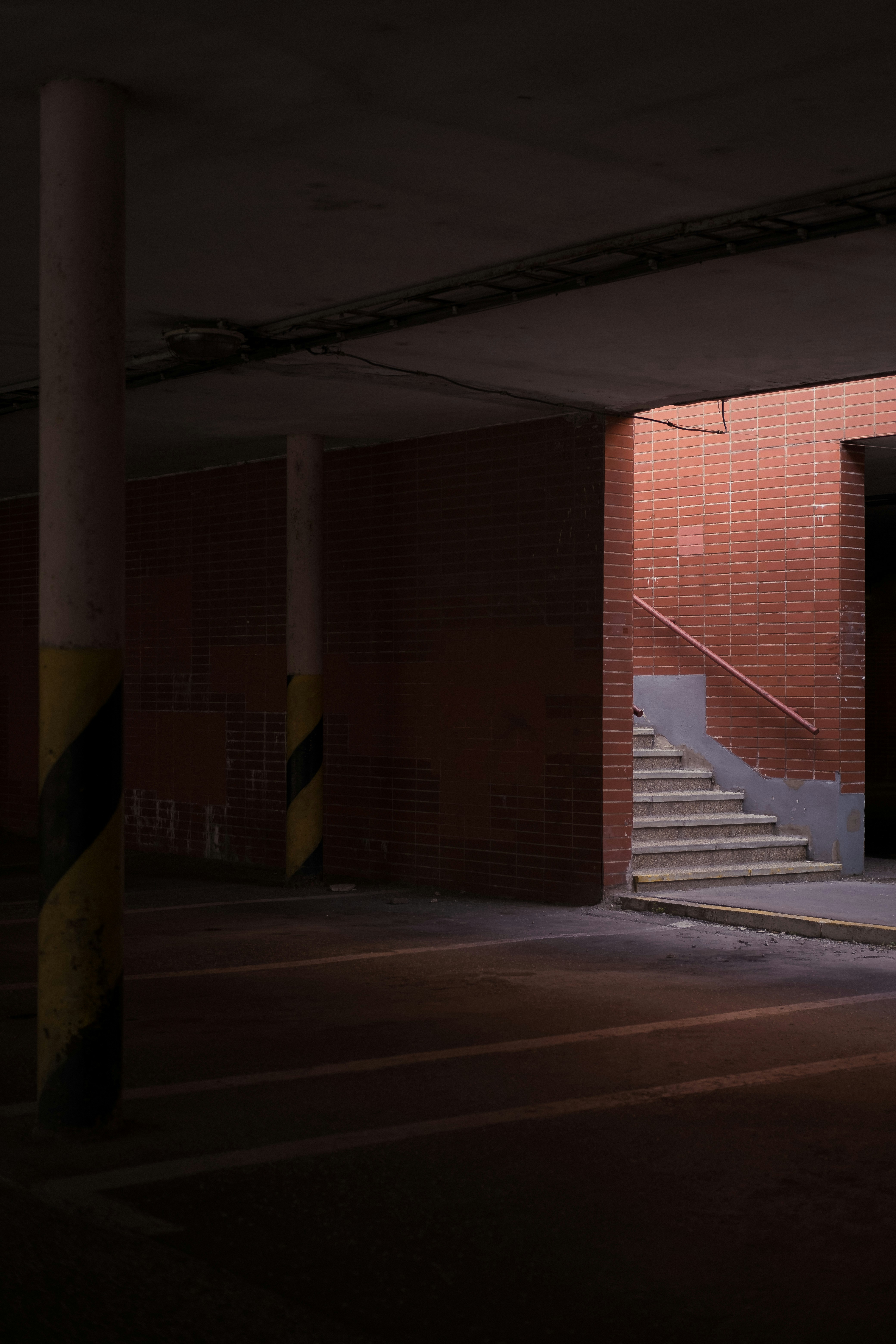 Liminal Space Pictures | Download Free Images on Unsplash