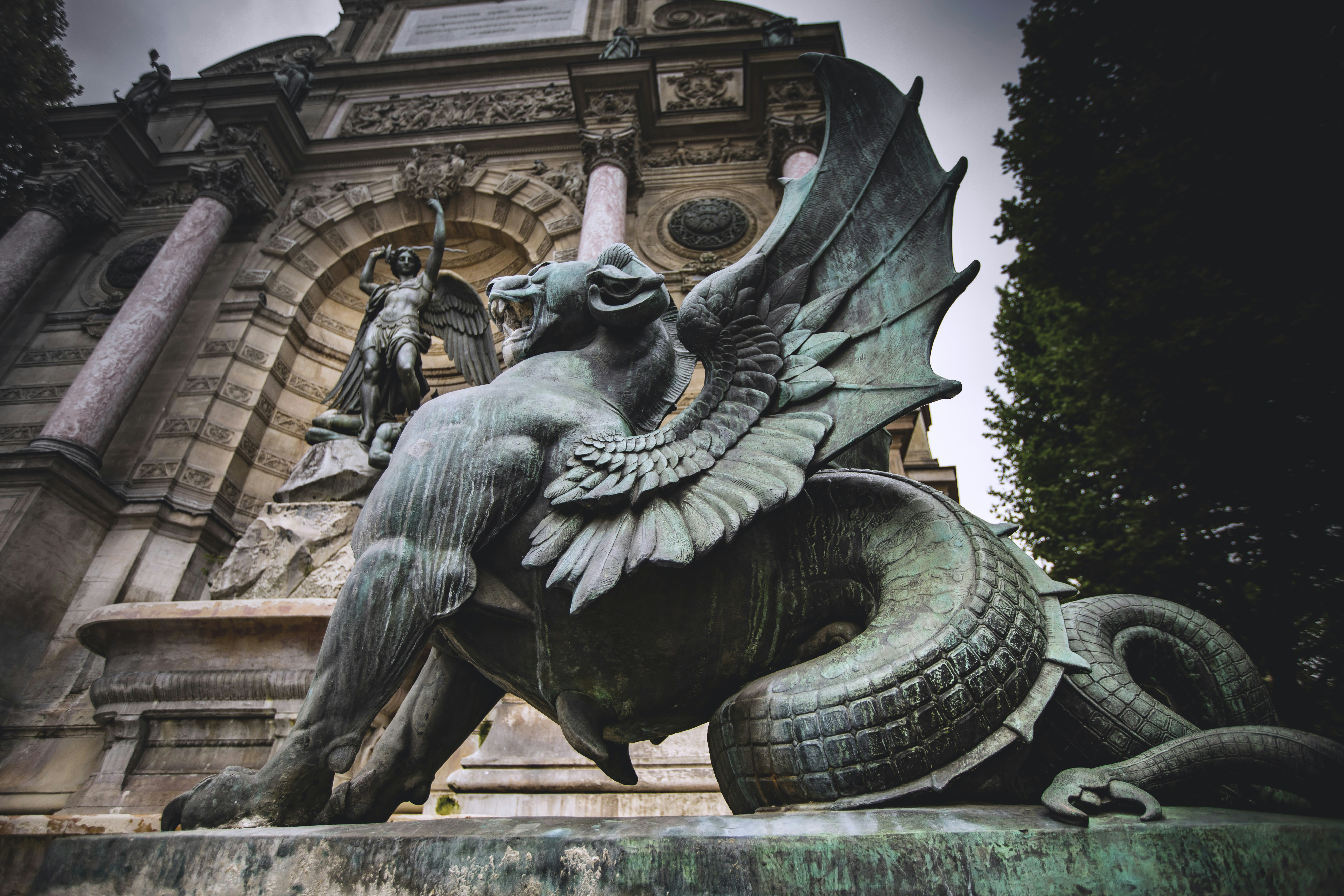 Bronze Dragon Sentinel at a Baroque Façade