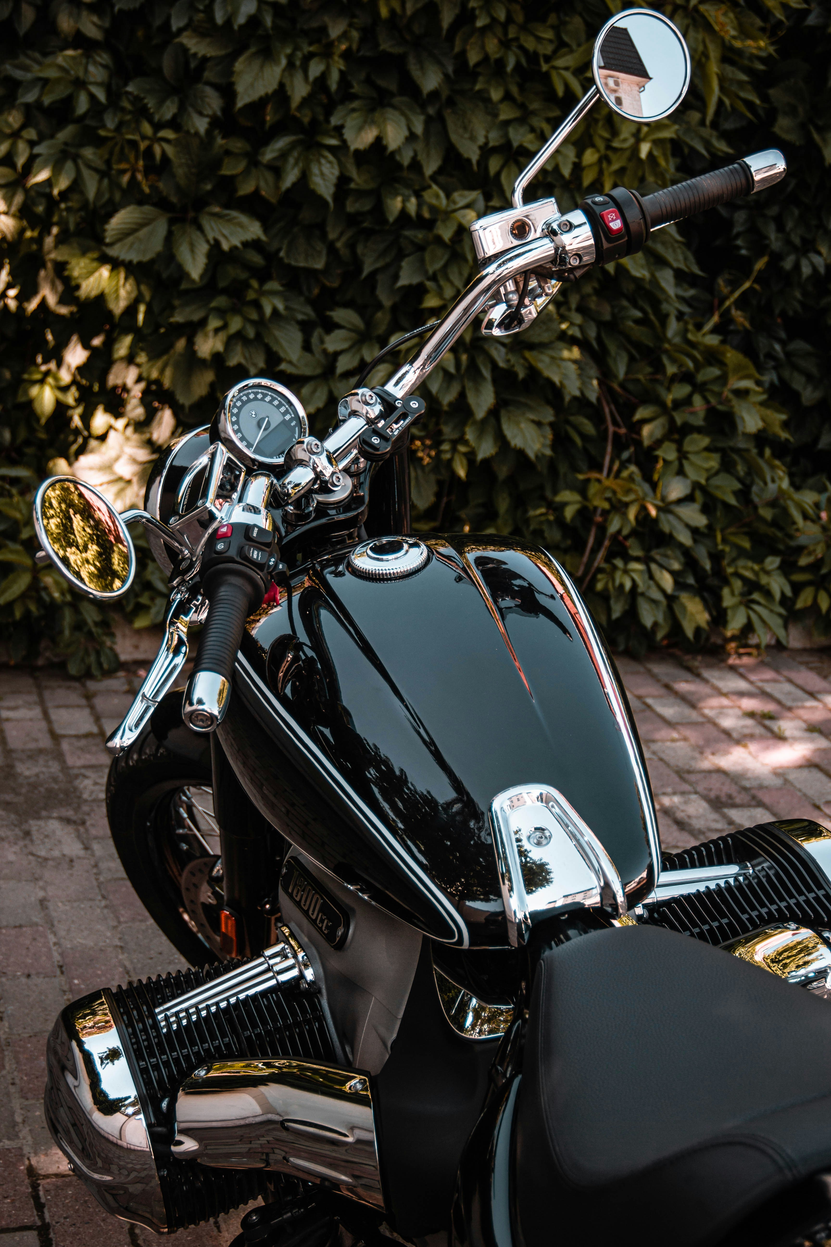 R18 Photos | Télécharger des images gratuites sur Unsplash