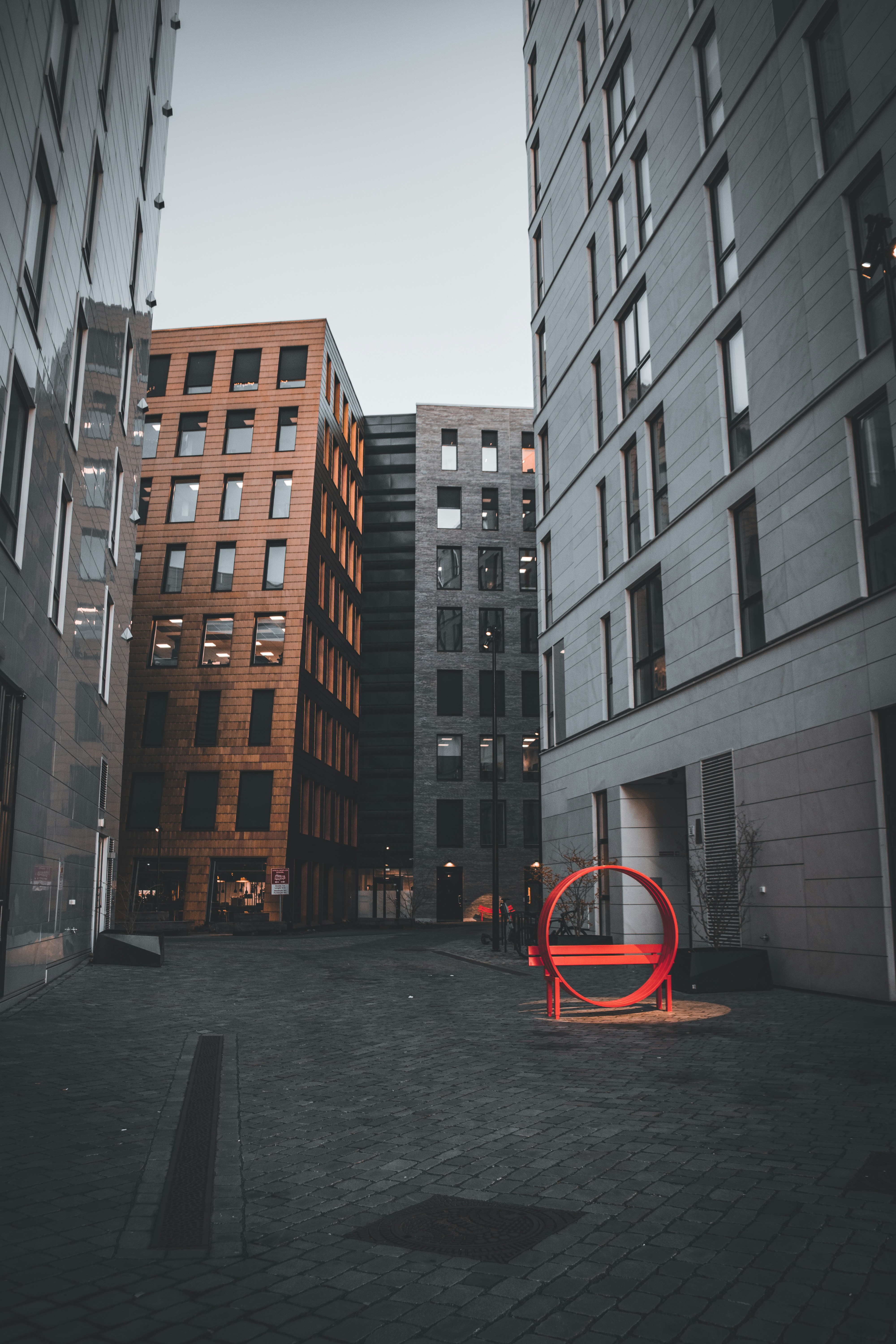 Red Ring in the Urban Canyon