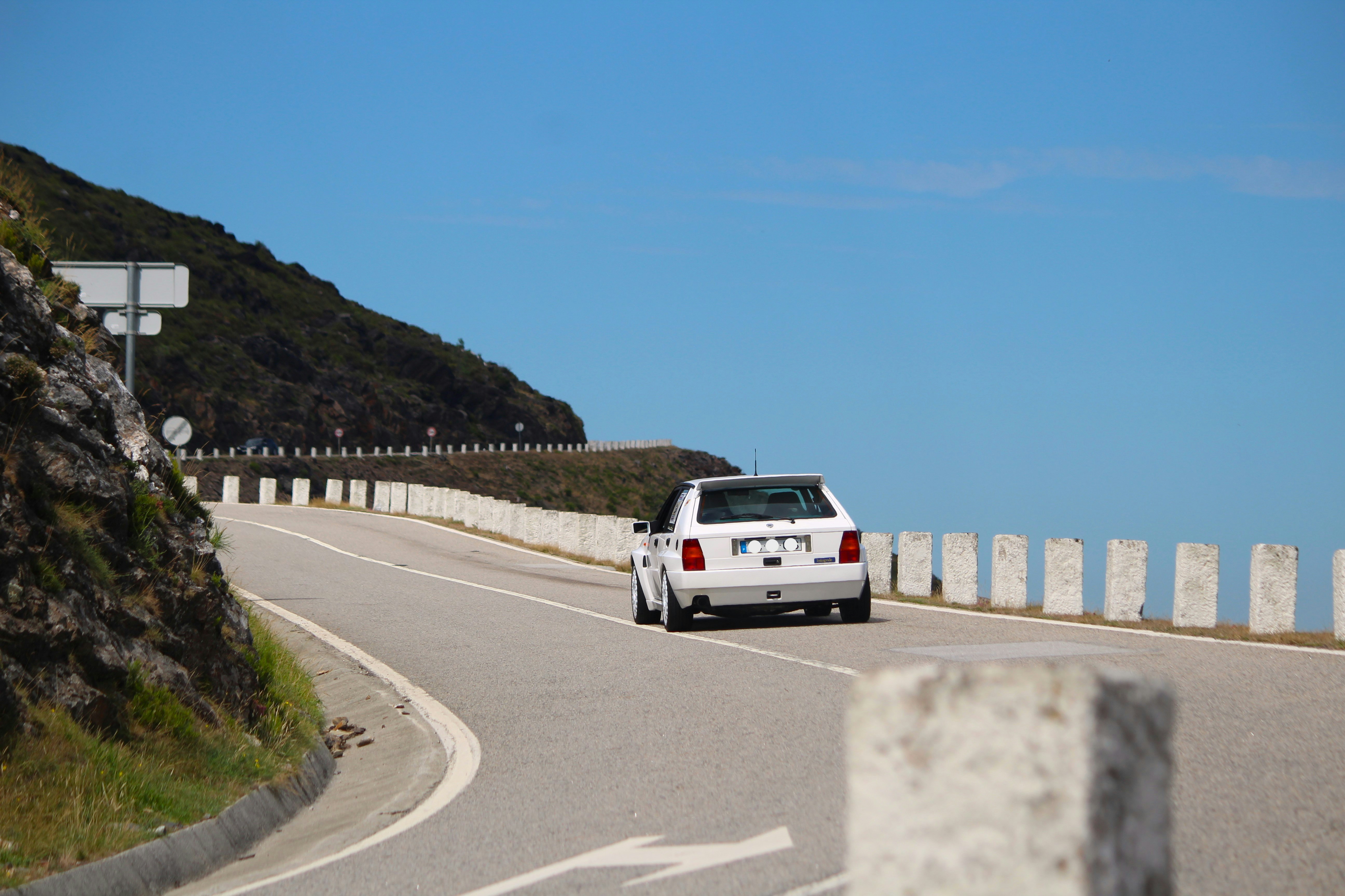 Lancia Delta Evo II Navigates Serpentine Mountain Pass
