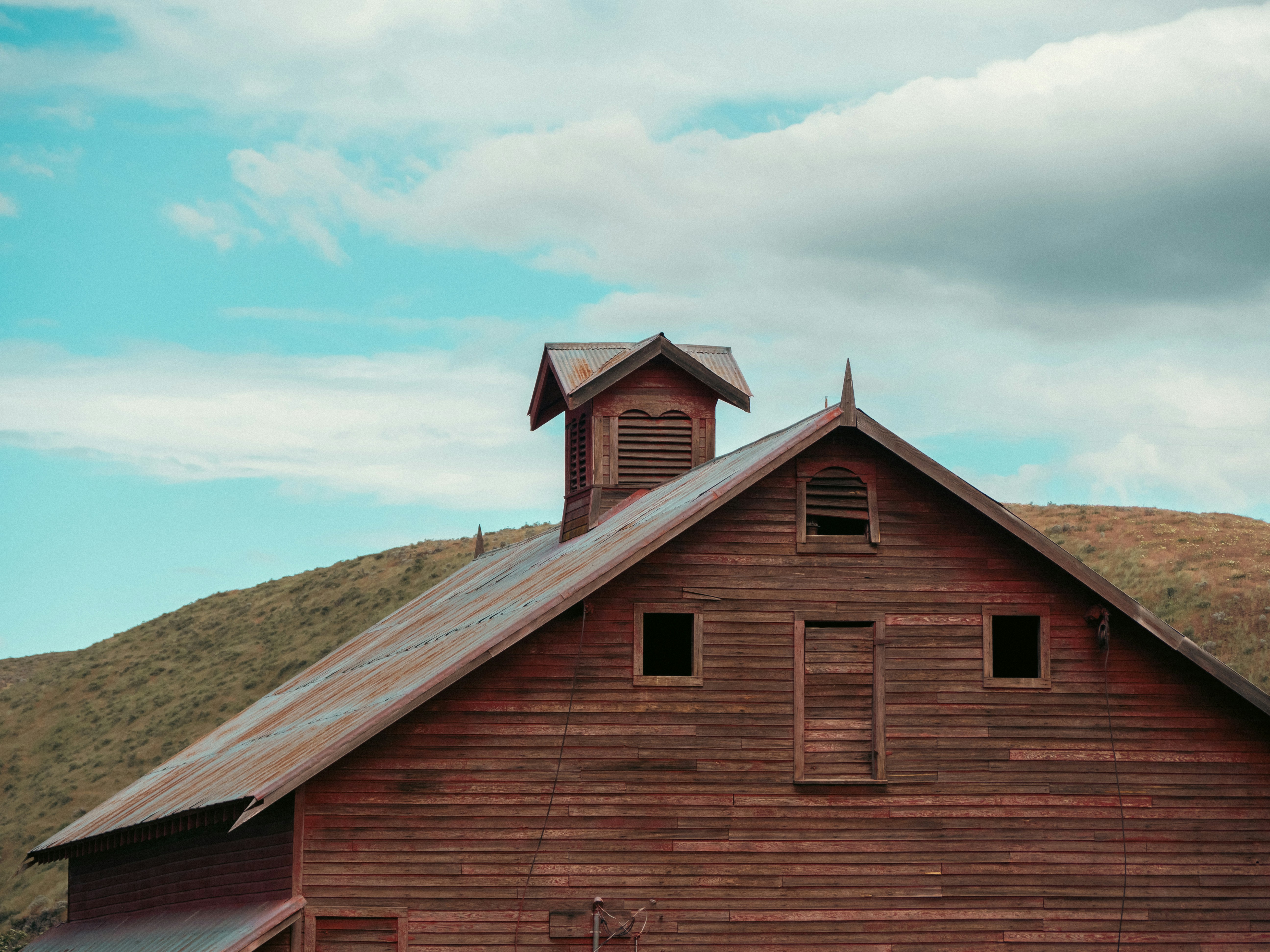 Ferme De Camions Photos | Télécharger des images gratuites sur Unsplash