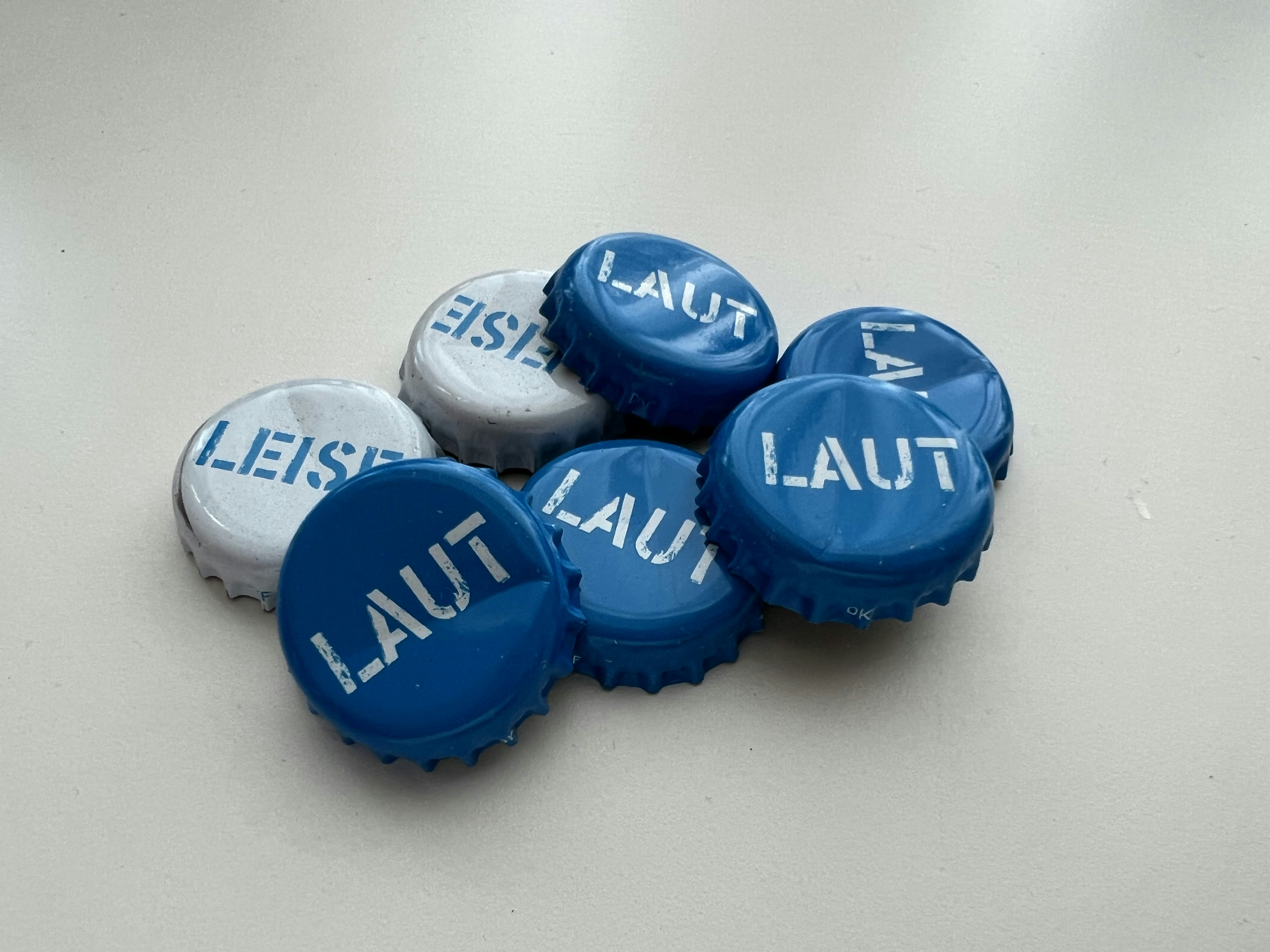 Blue LAUT Caps: a Quiet Close-Quarters Cluster