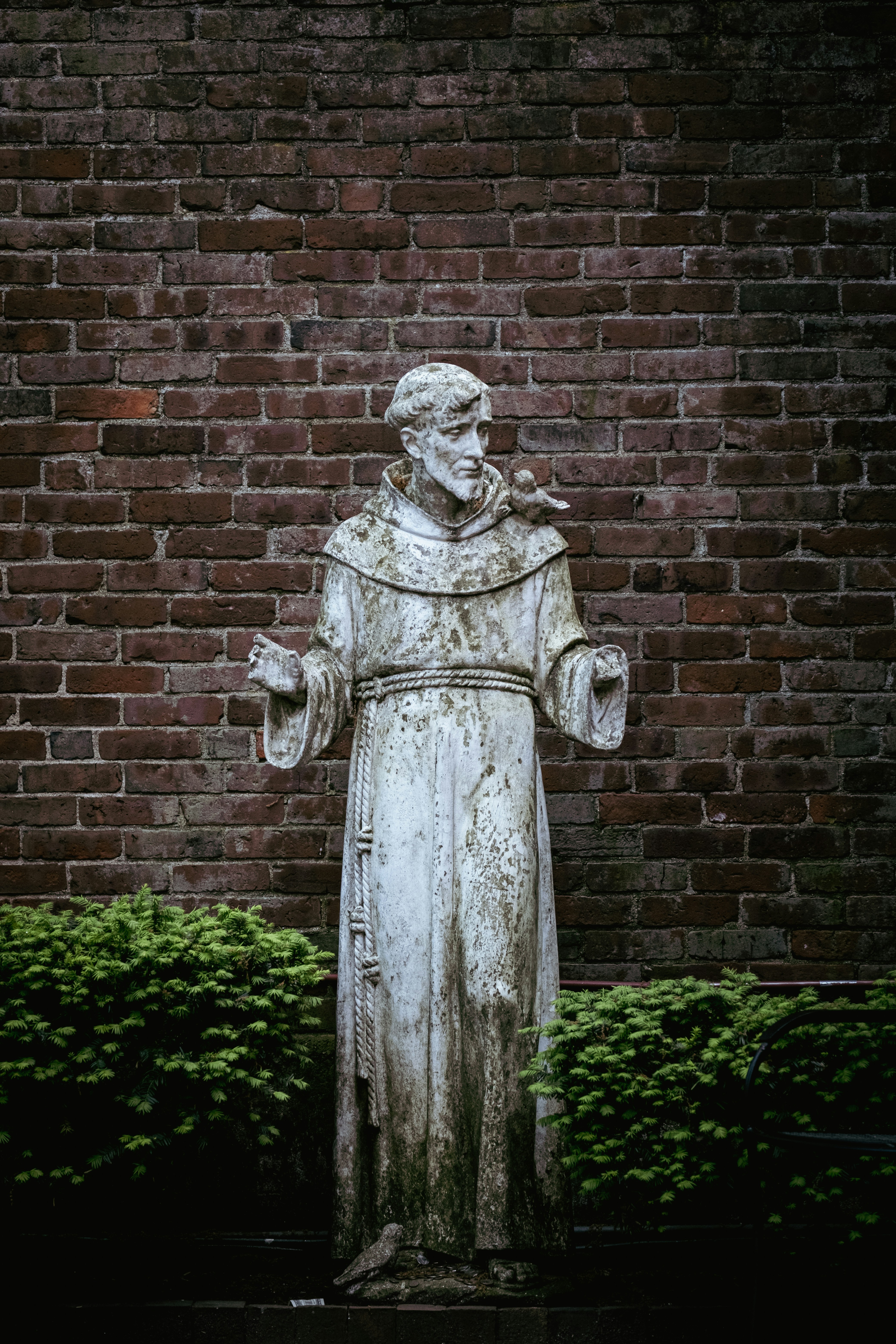 Sculpture of St. Francis of Assisi in Boston Old North Memorial Garden.