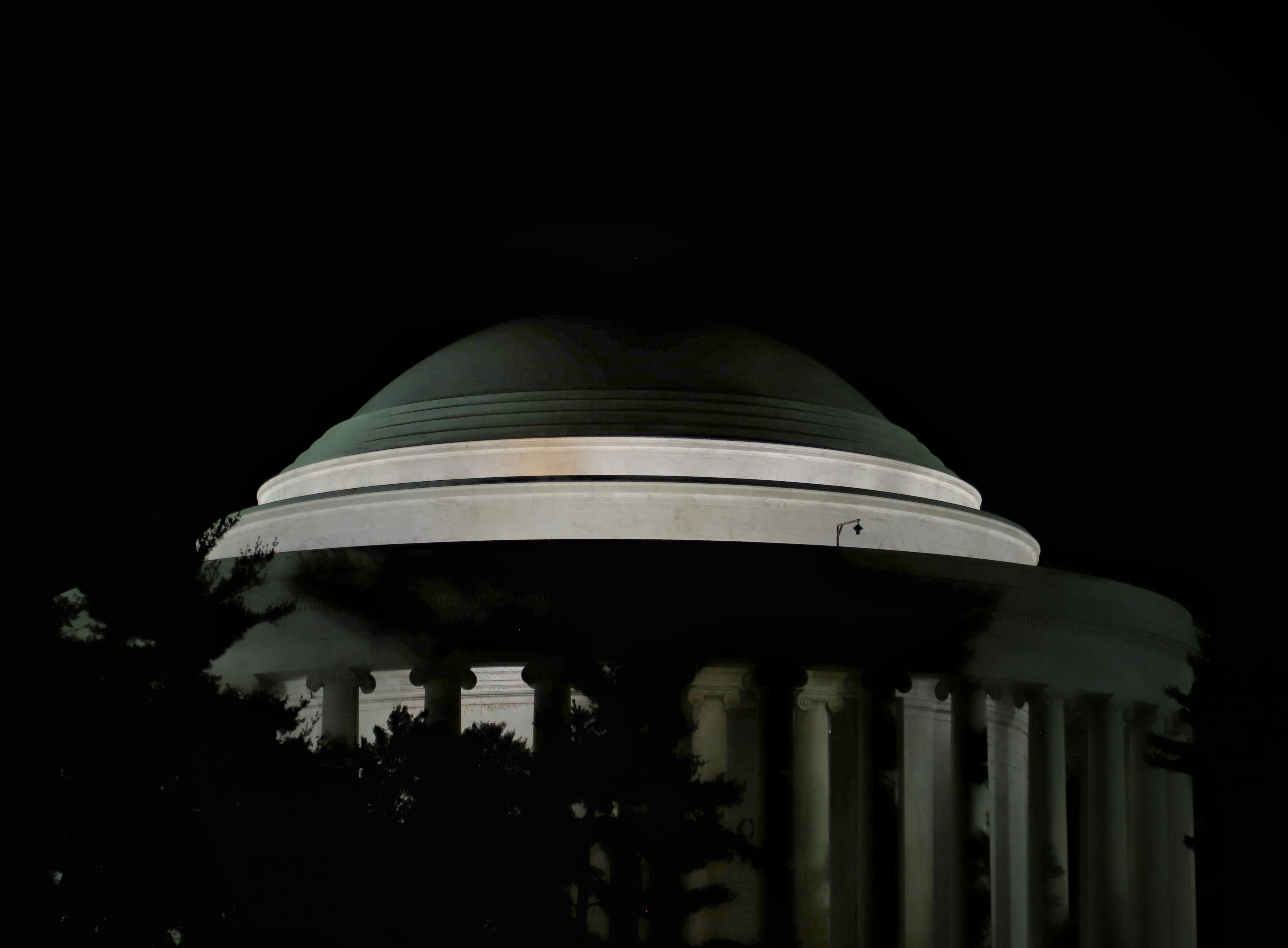 Moonlit Rotunda: A Quiet Night Portrait of a Neoclassical Dome