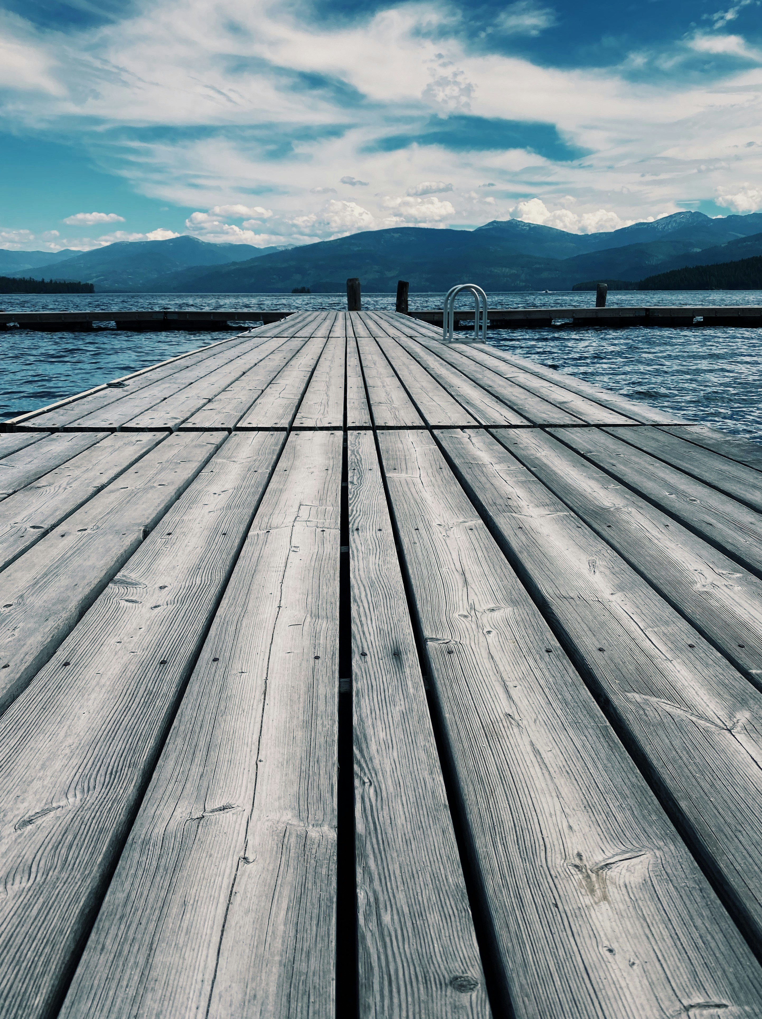 End of the Boardwalk: A Quiet Ridge Meets the Lake