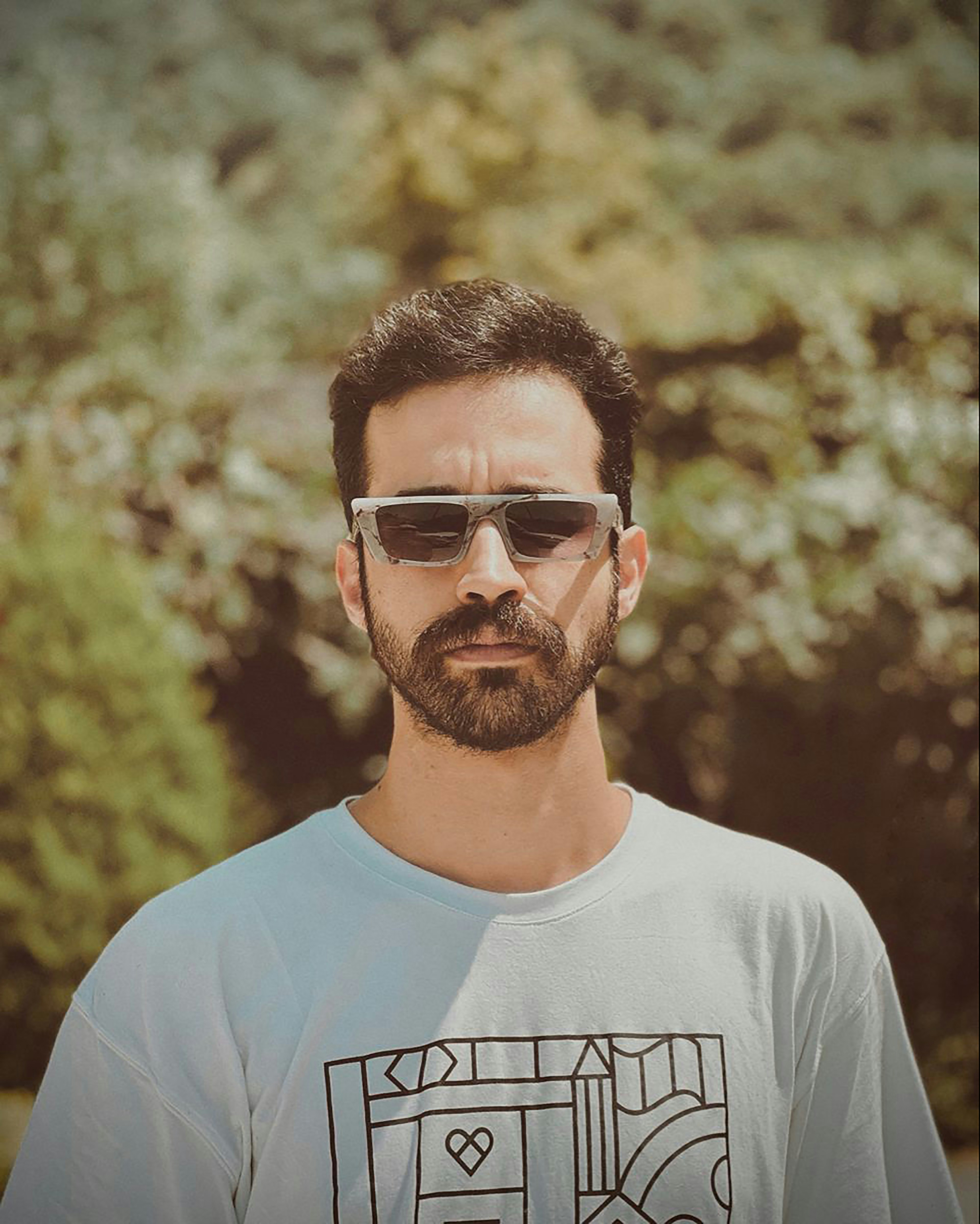 A man wearing sunglasses photo – Free Model Image on Unsplash