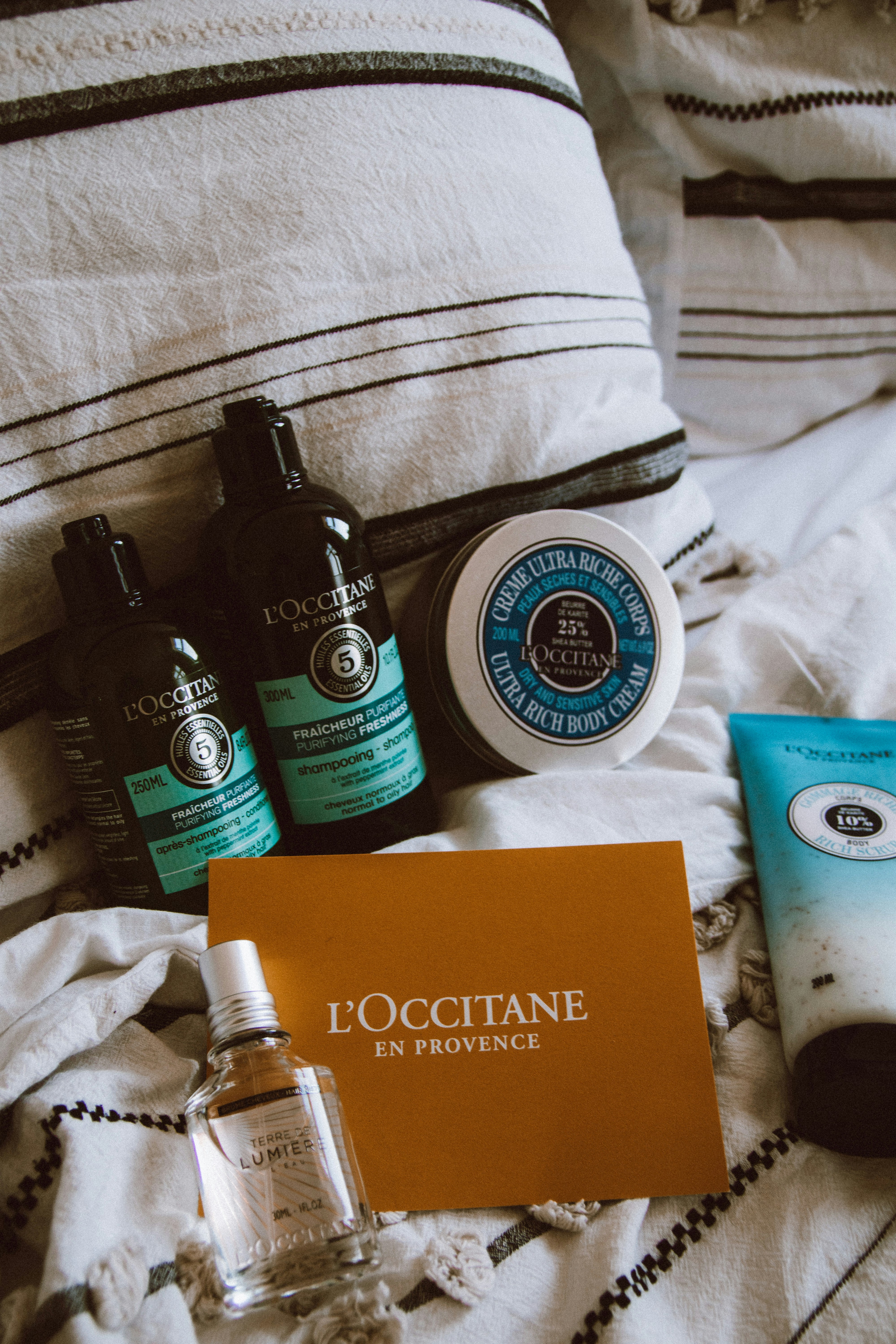 A group of bottles and a box photo – Free Bottle Image on Unsplash