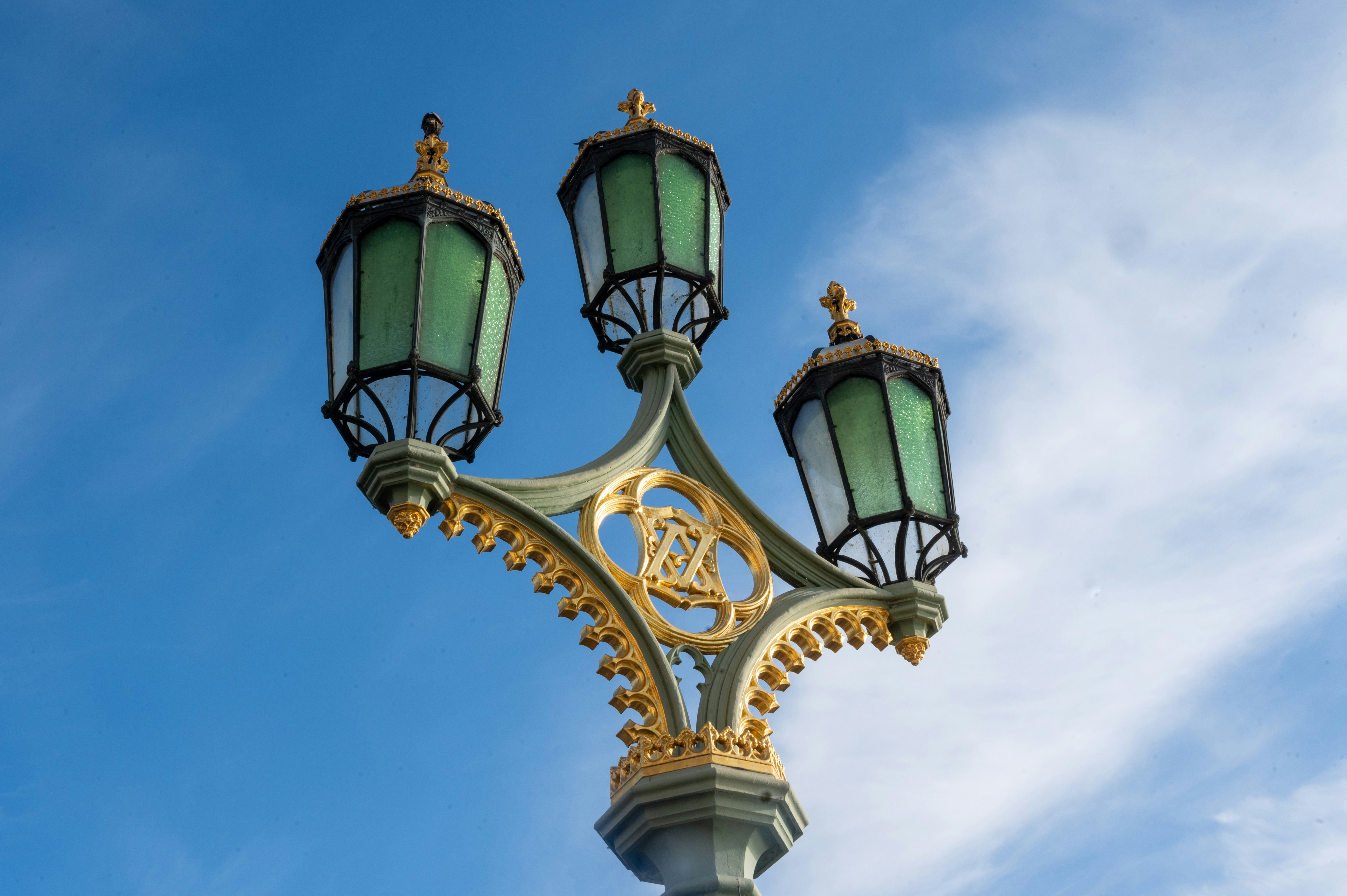 A group of light posts photo – Free London Image on Unsplash