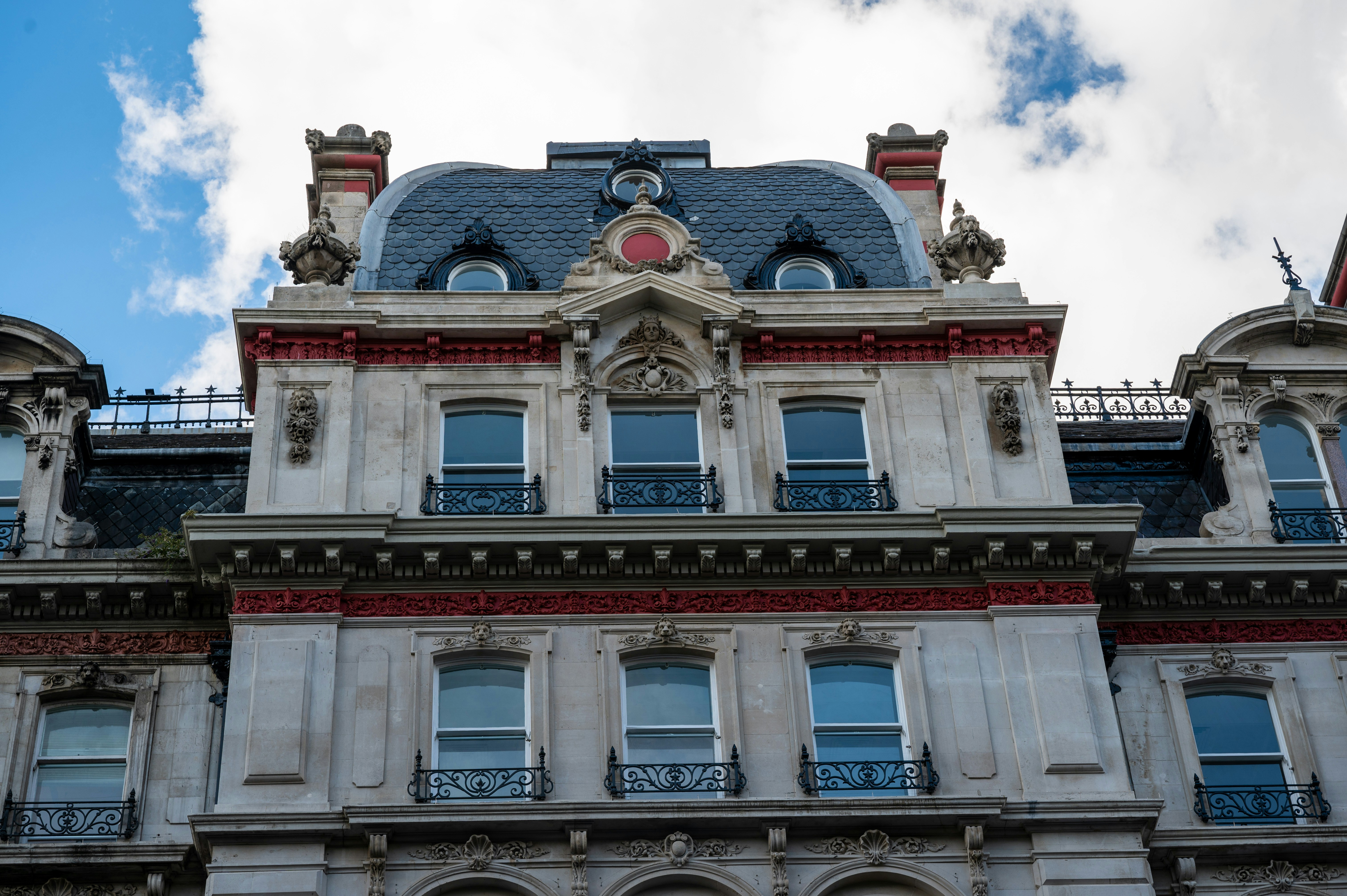 Oculus Crown: Central Facade of a European Hotel