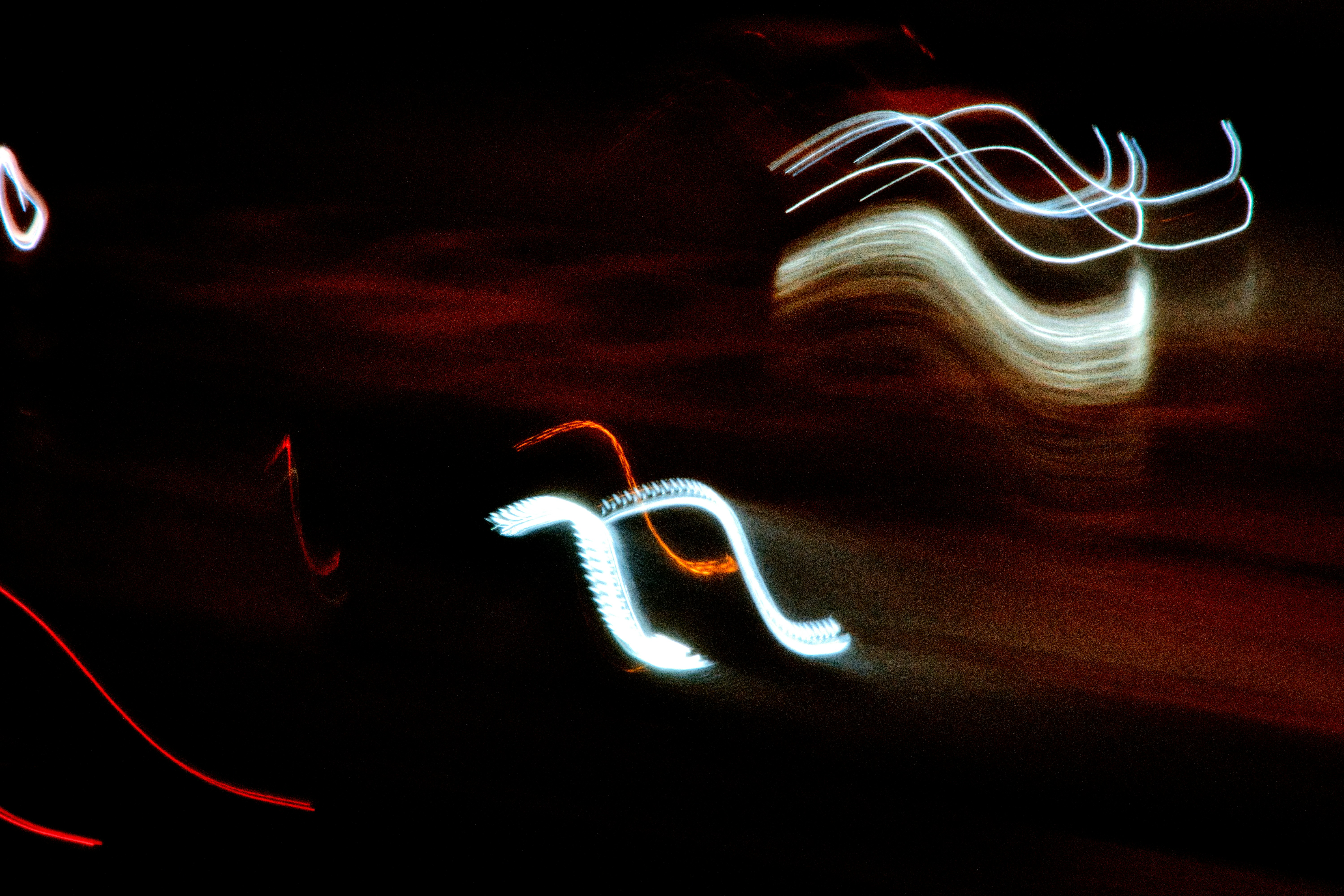 A car with a light on photo – Free Light Image on Unsplash