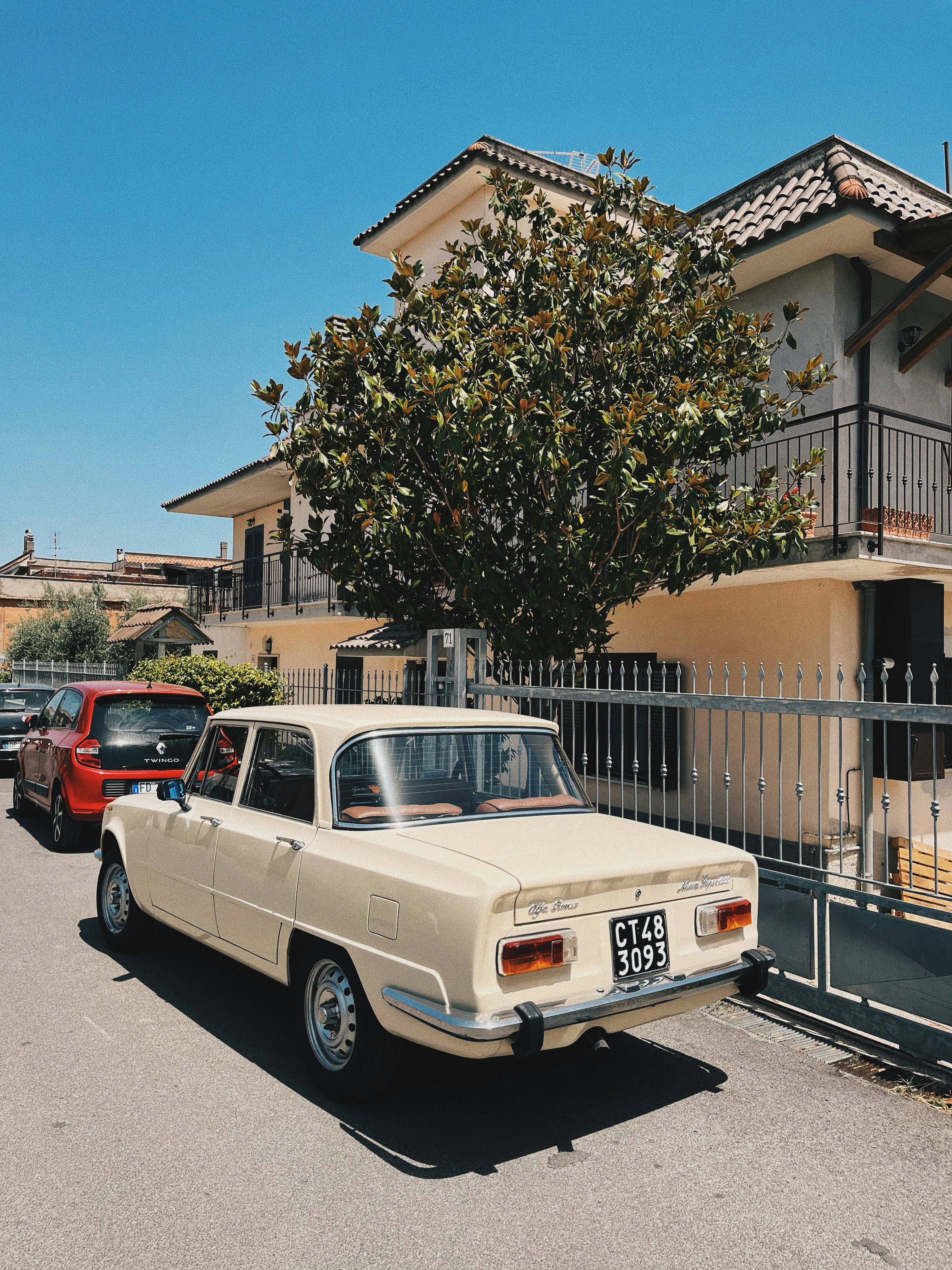Vintage Charm Under the Italian Sun