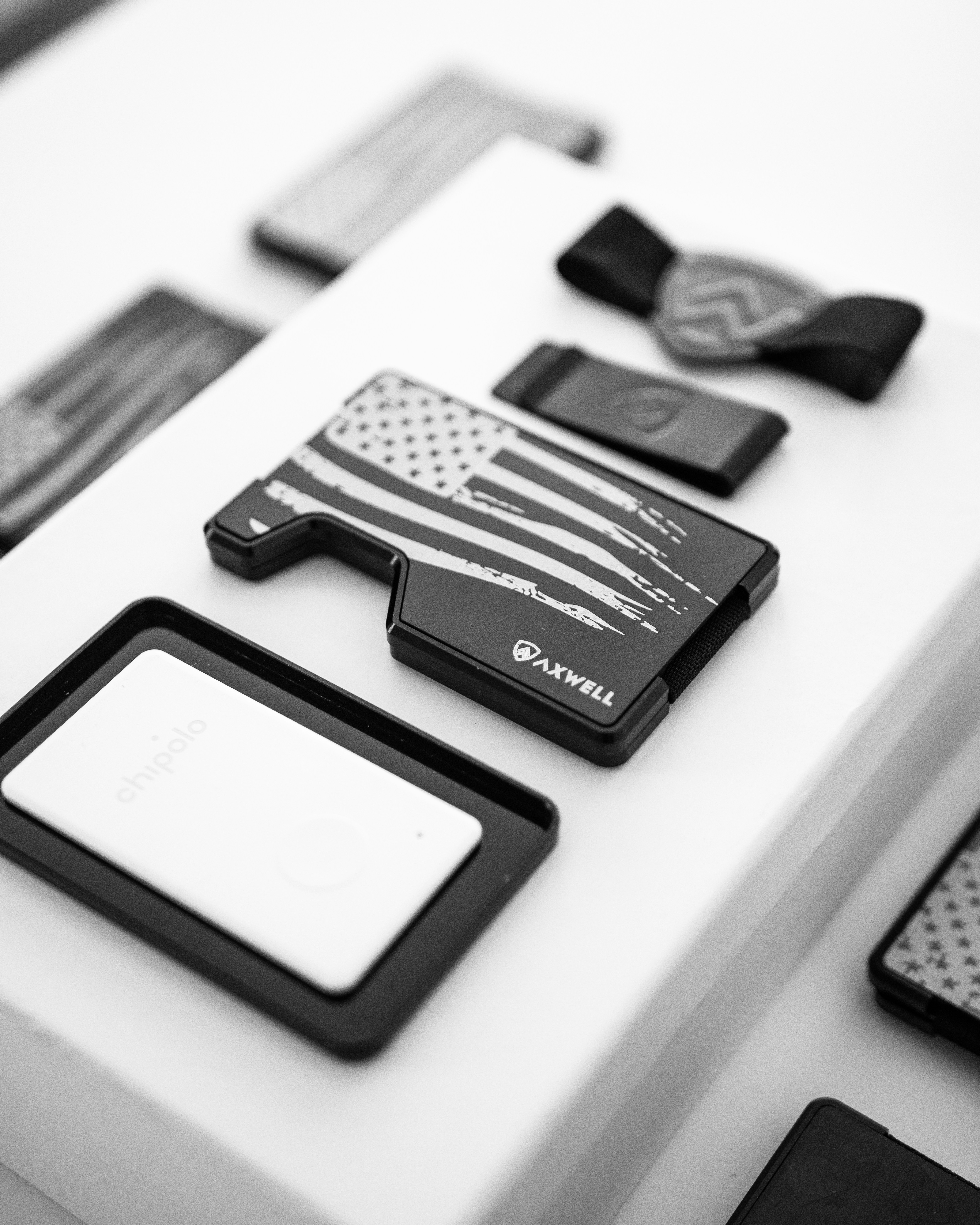 A group of black and silver keys photo – Free Grey Image on Unsplash