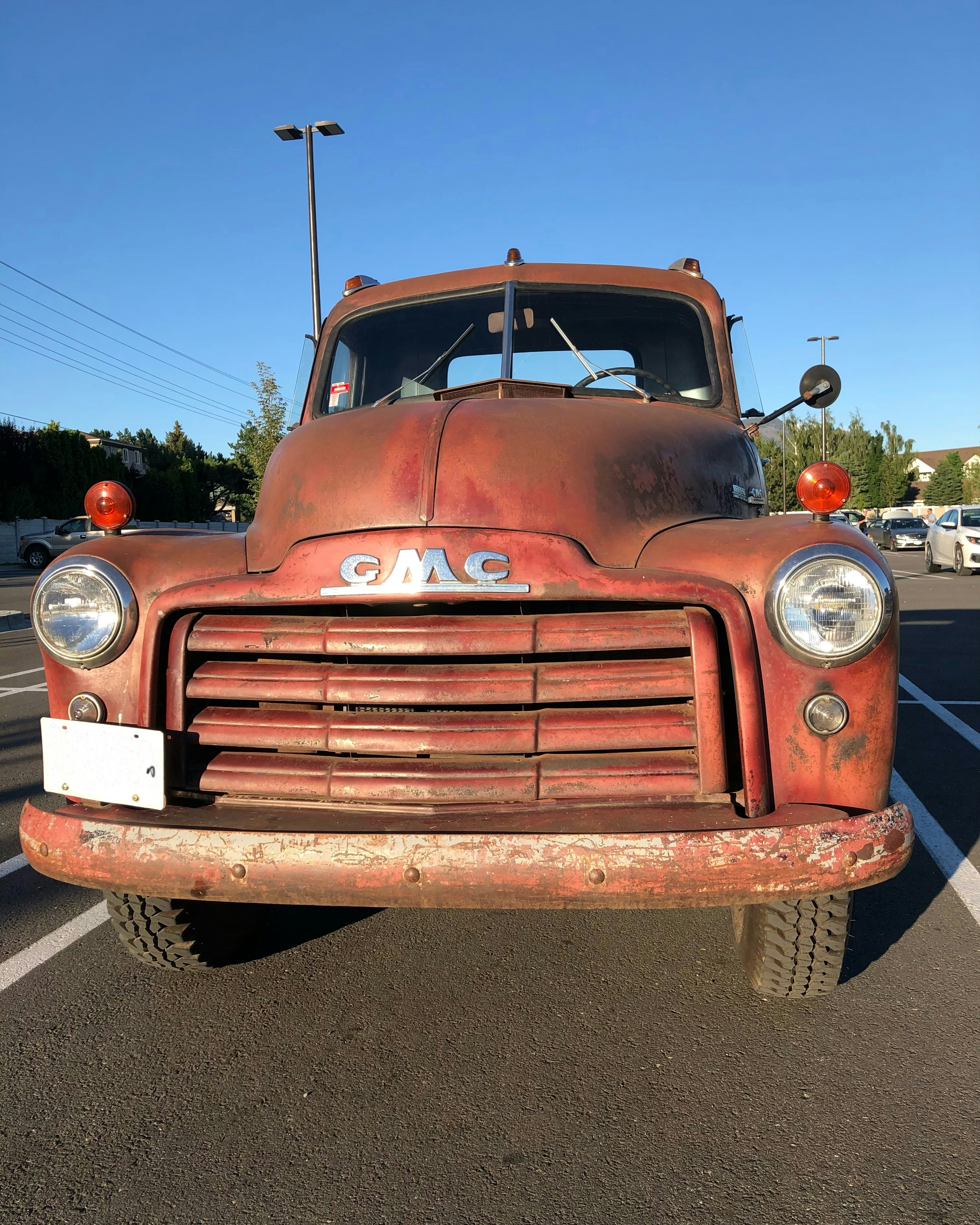 Antique truck: GMC, Kelowna, BC, Canada.