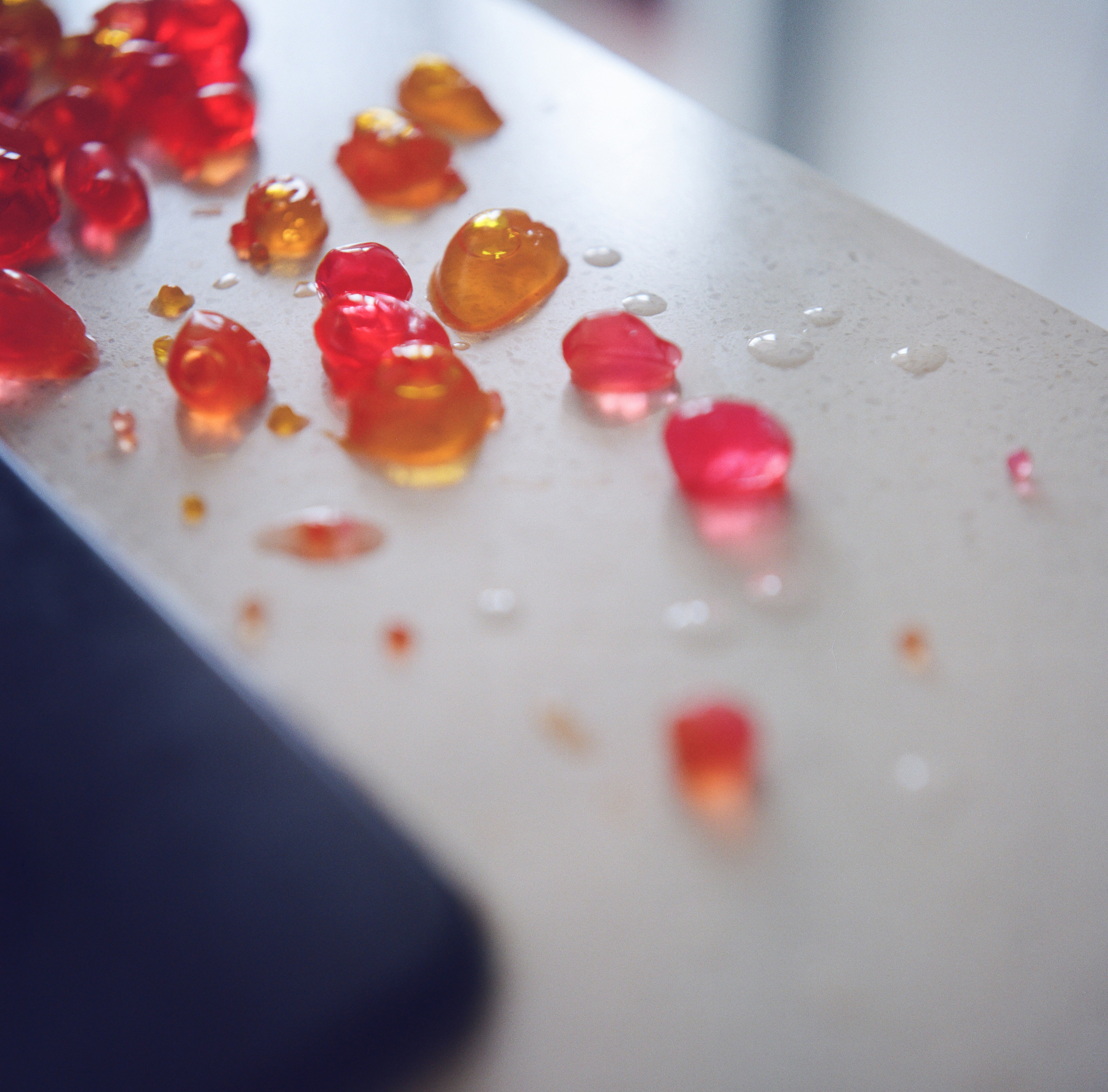 Un groupe d’objets rouges photo – Photo Aliments Gratuite sur Unsplash