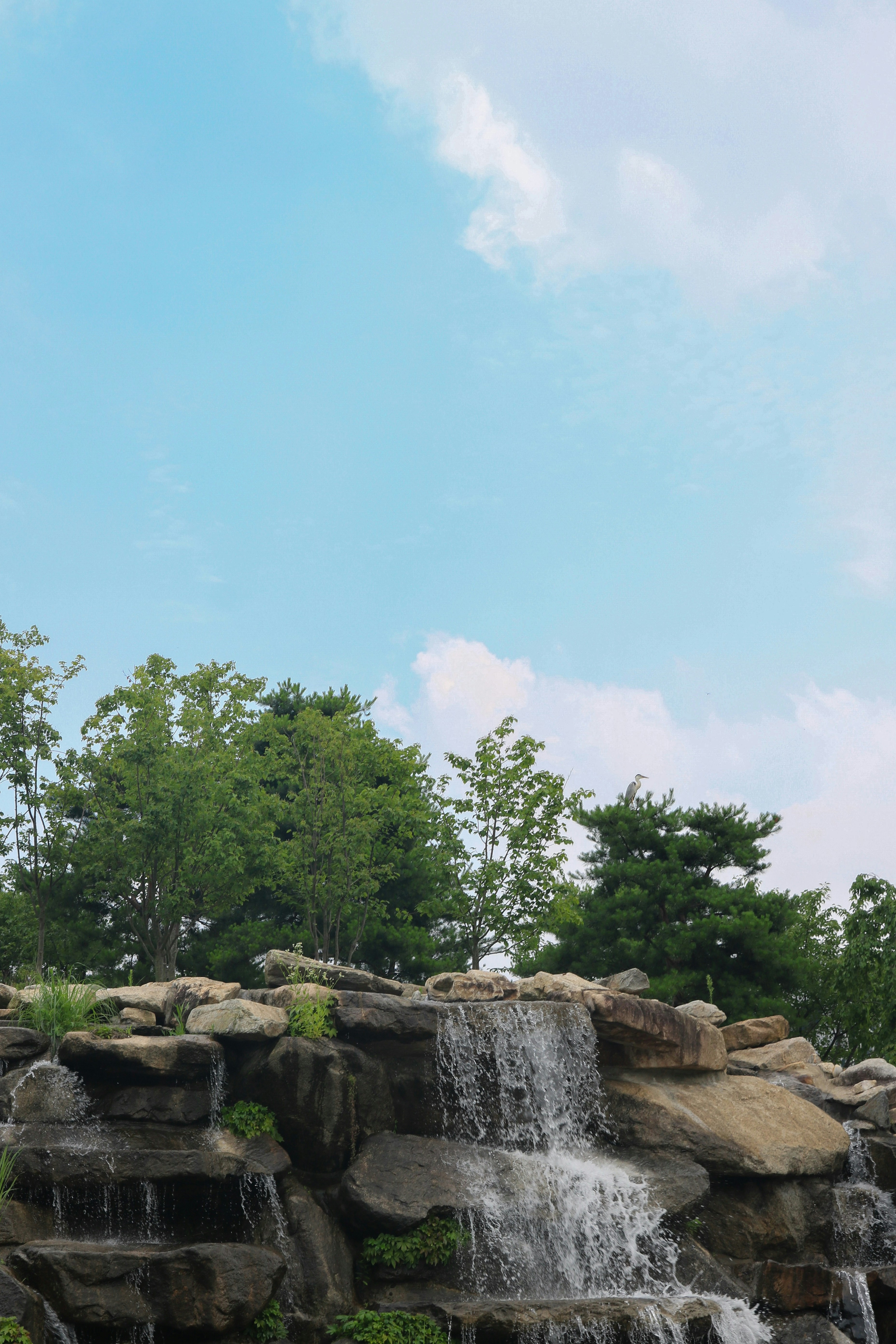 Small waterfall ideas for gardening decoration items