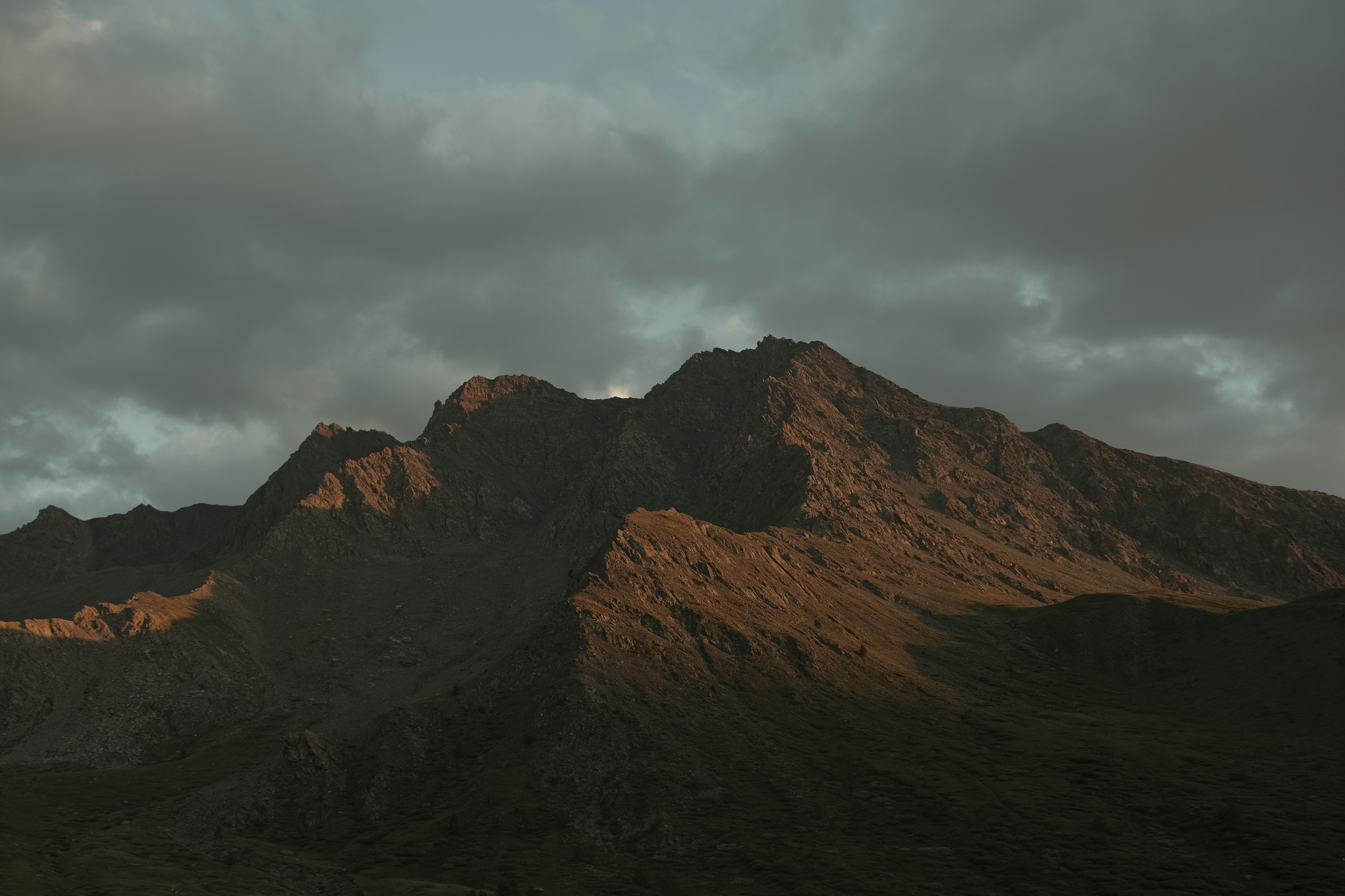 Photo by Racim Amr with Fujifilm X-T4