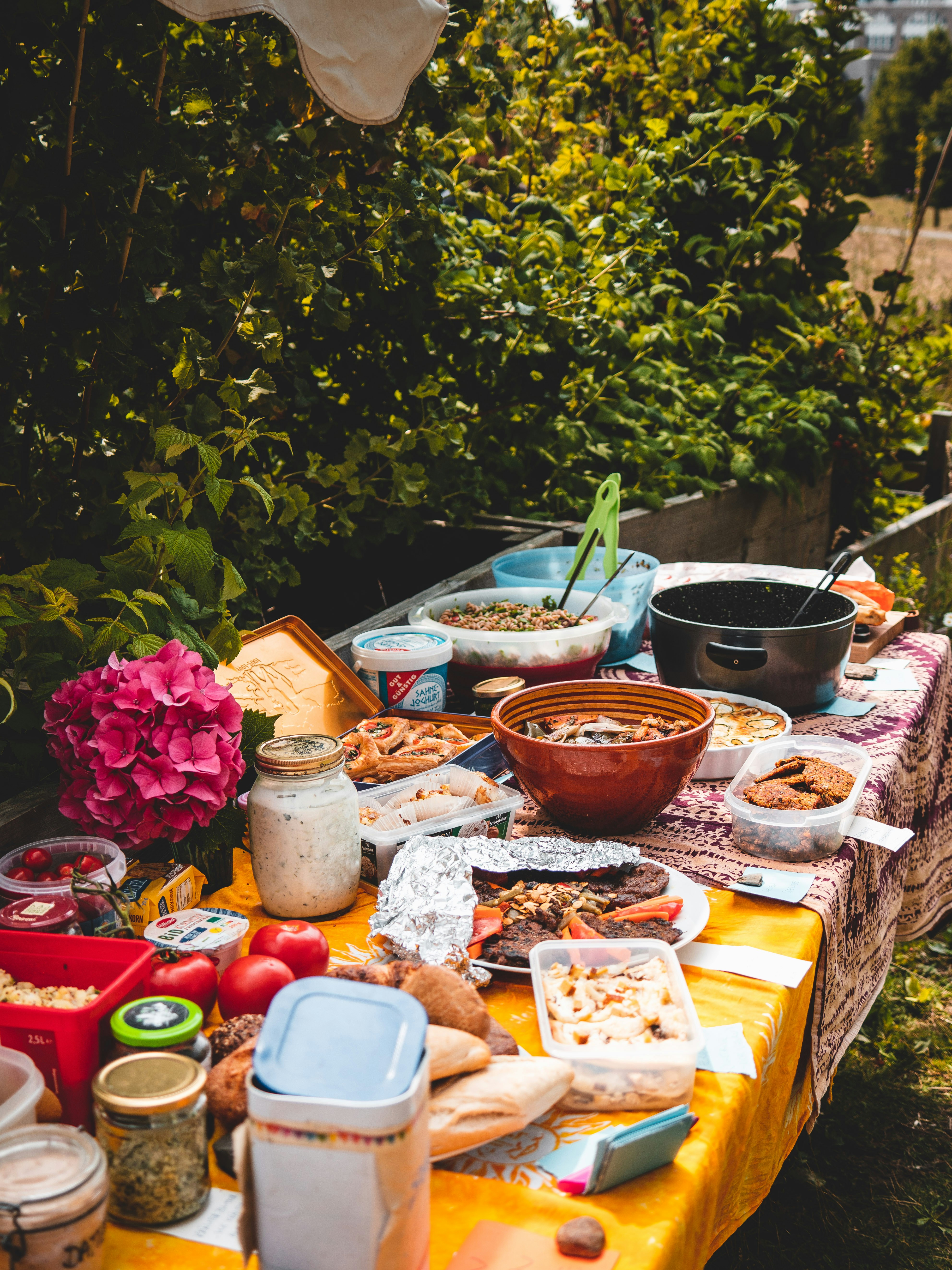 Picknicktisch Mit Essen
